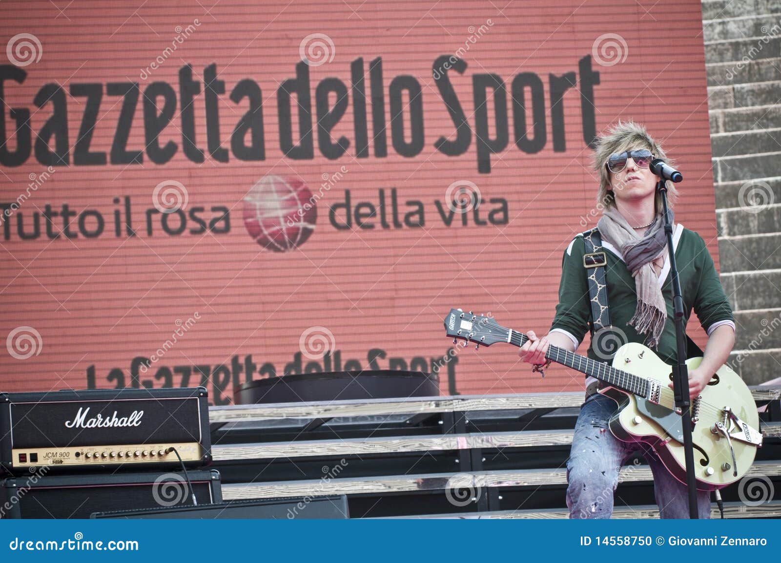 Sonohra: Luca Fainello editorial image. Image of gymnast - 14558750