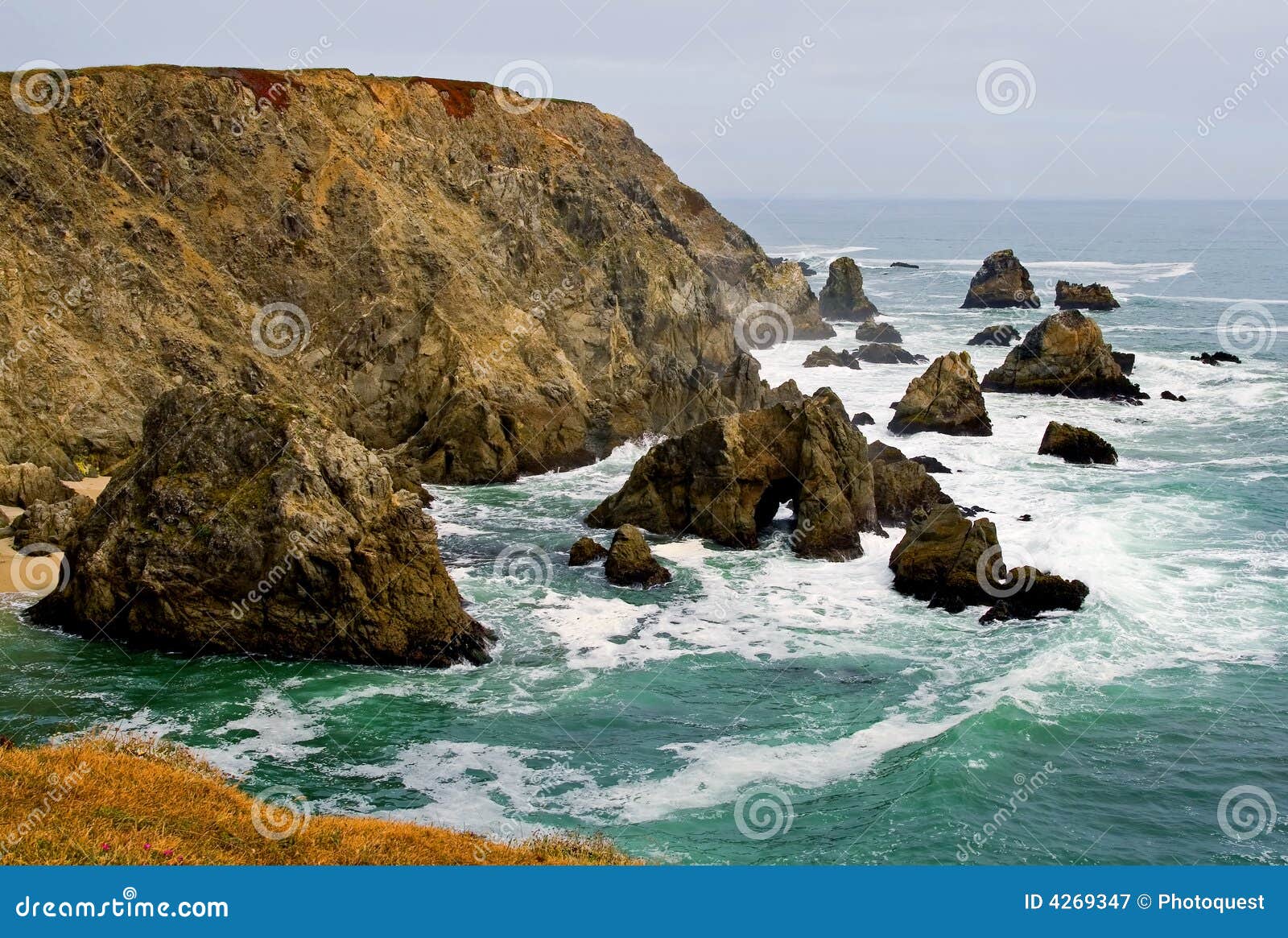 Sonoma Coast, Bodega Bay California Stock Image - Image of cliff, shore ...