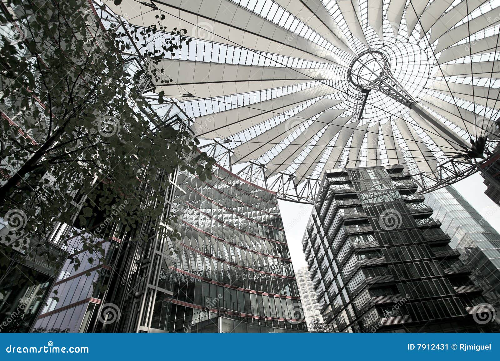 Sony building stock image. Image of beauty, business, tourism - 7912431