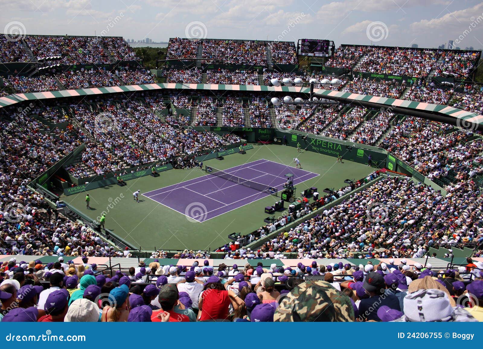 Miami Open 2022 Champion Iga Swiatek Of Poland During Trophy ...
