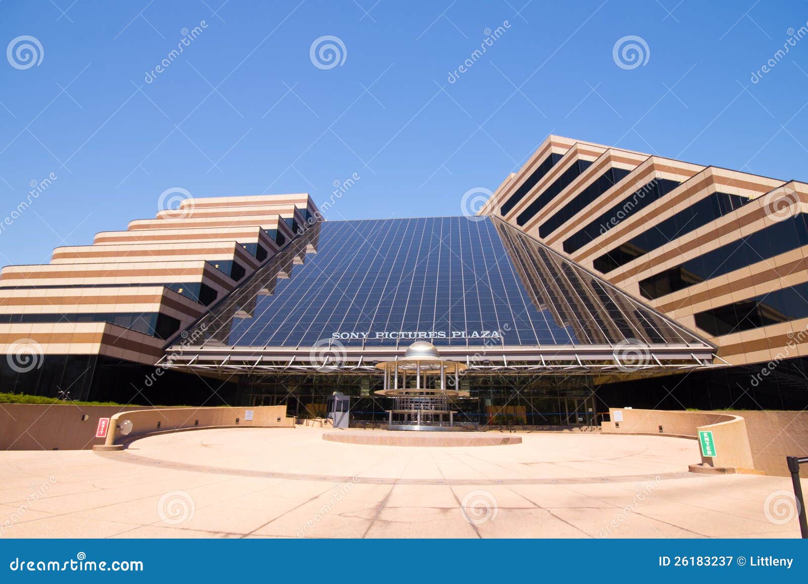Sony Pictures Building editorial photography. Image of columbia - 26183237