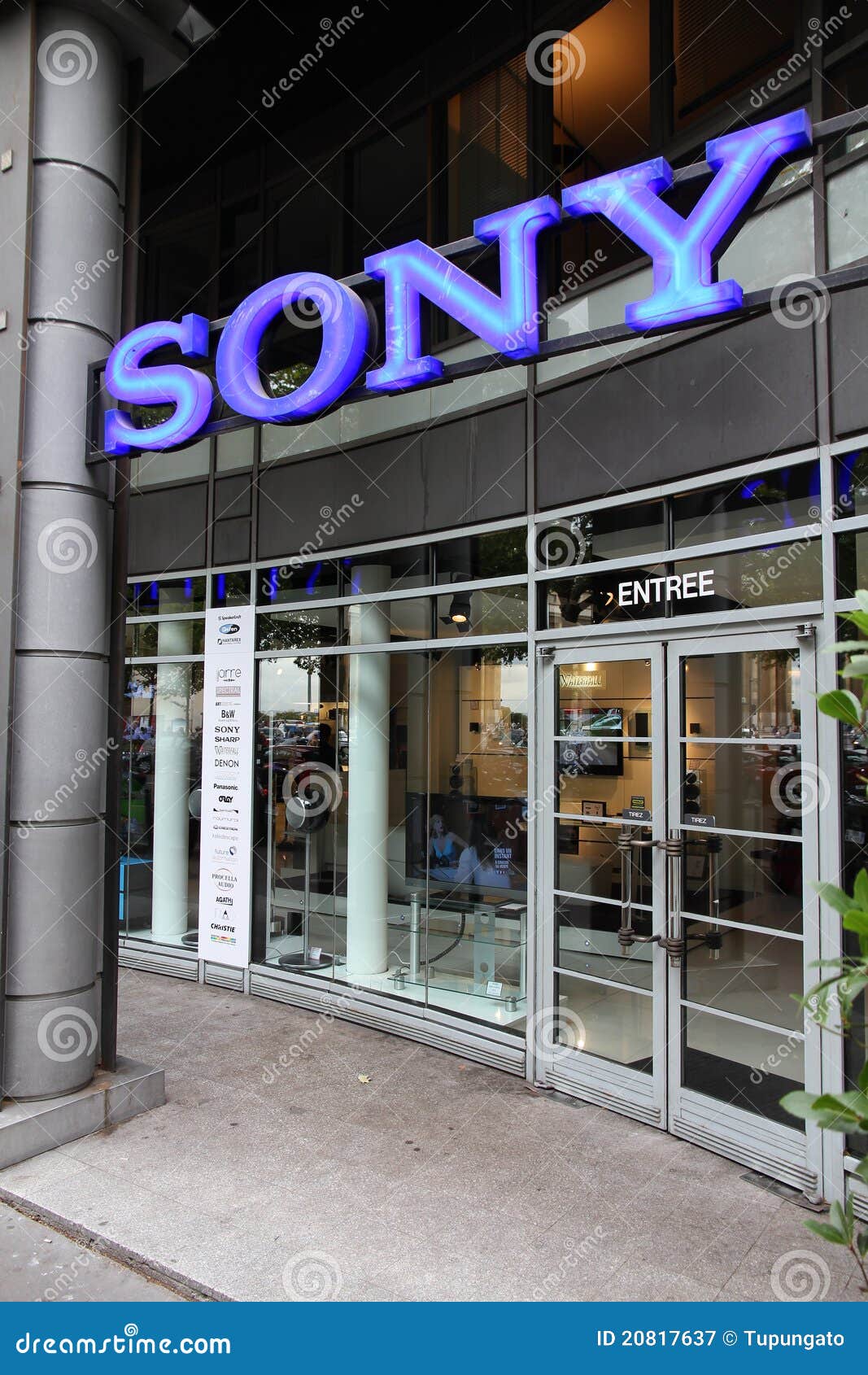 Sony Store Interior Editorial Photo | CartoonDealer.com #60227139