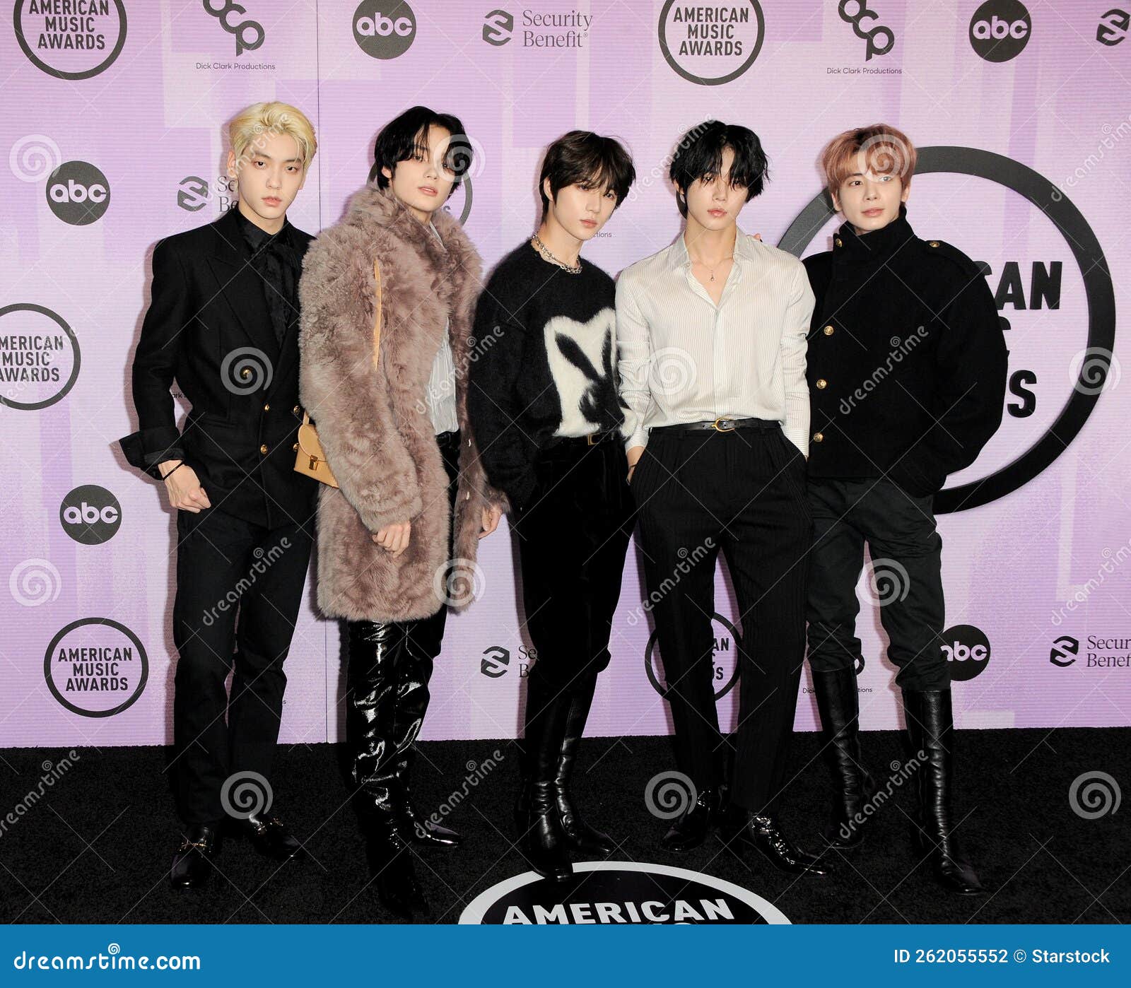 Soobin Huening Kai Beomgyu Yeonjun And Taehyun Of Txt Editorial Photography Image Of