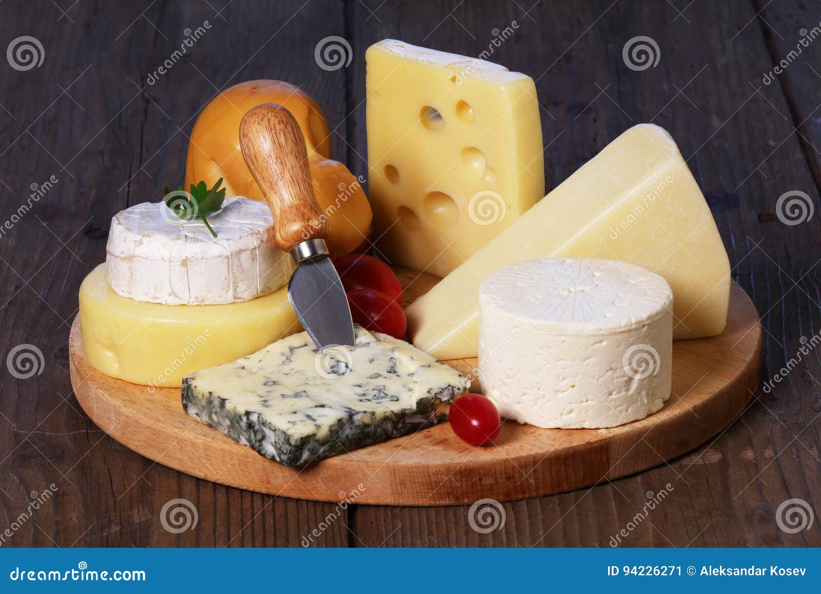 Soorten kaas stock afbeelding. Image of verschillend - 94226271