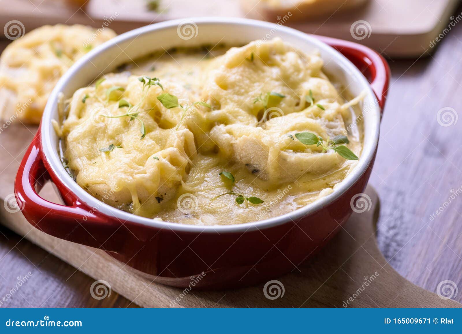 Sopa De Cebola E Torrada Com Queijo Imagem de Stock - Imagem de sopa ...