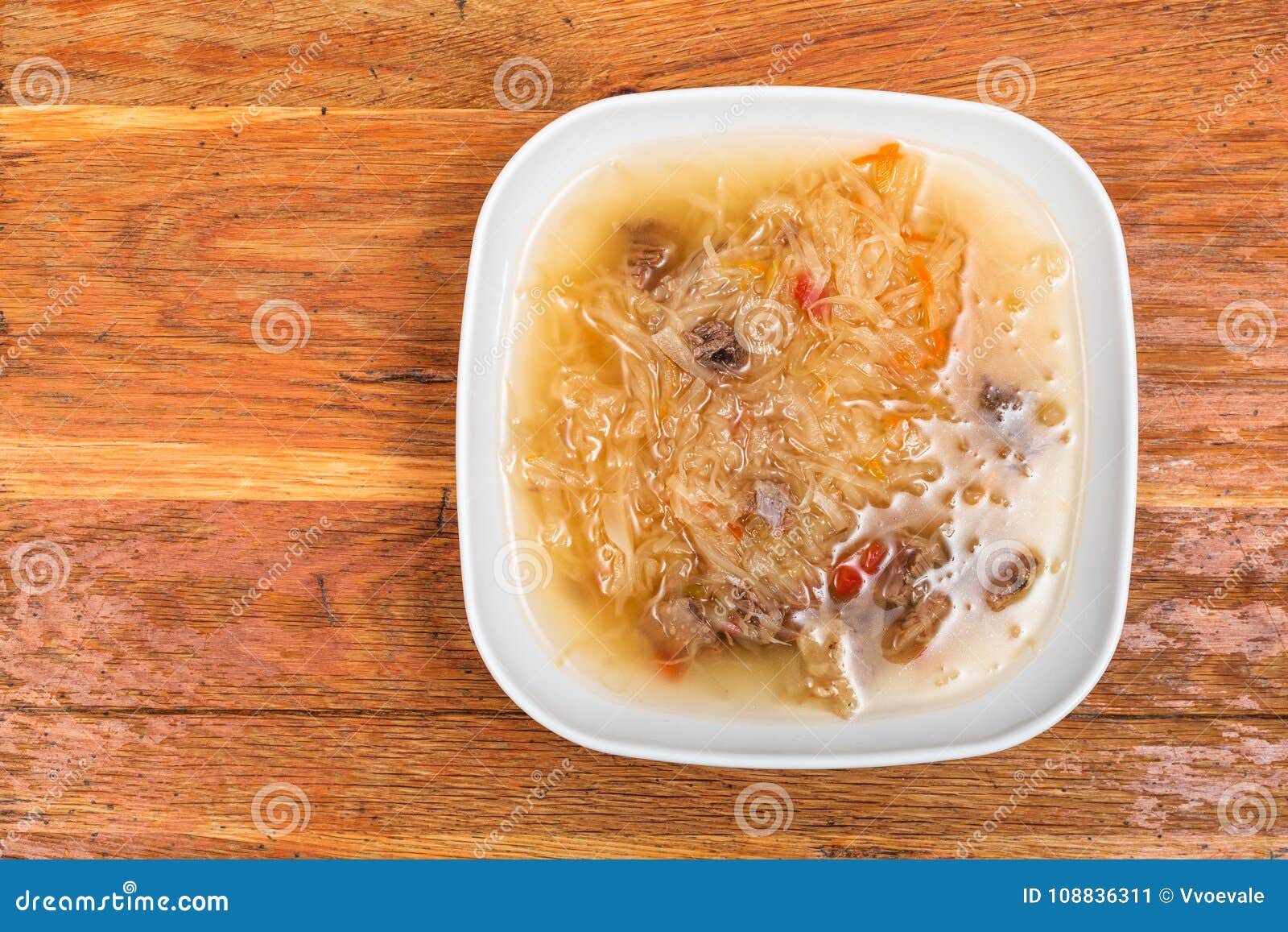 Sopa De La Col Con La Chucrut Guisada En Placa Imagen de archivo ...