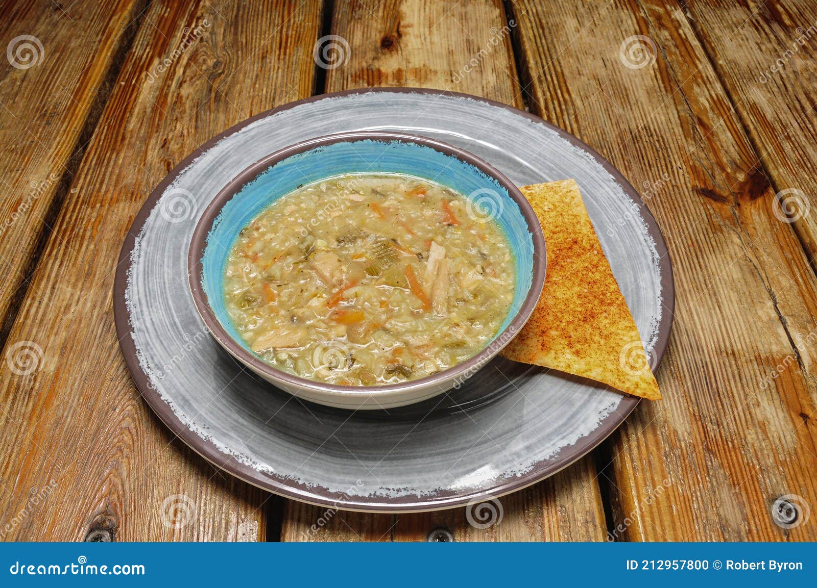 Sopa de peru e arroz foto de stock. Imagem de tradicional - 212957800
