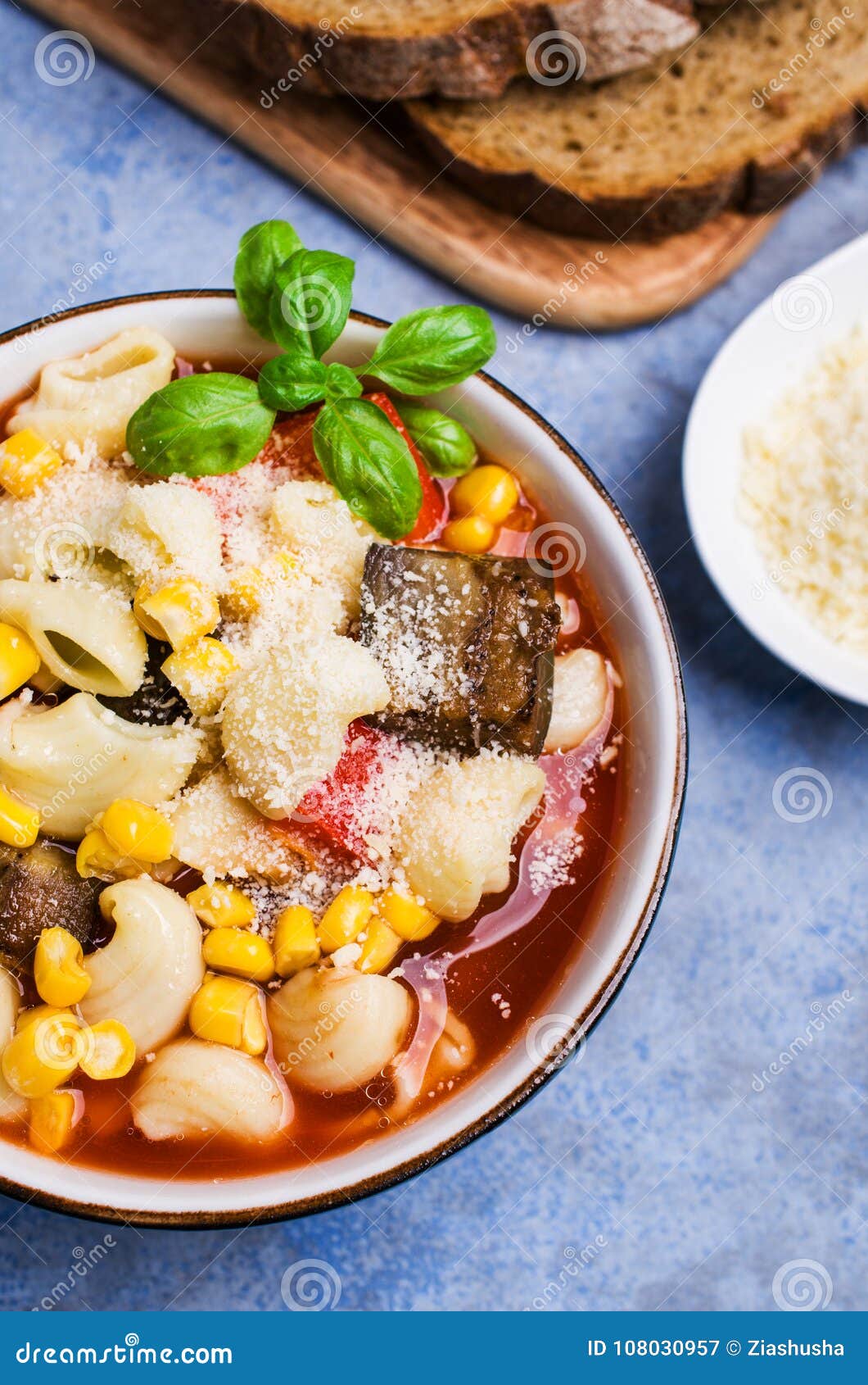Sopa Italiana Tradicional Com Massa Imagem de Stock - Imagem de dieta ...