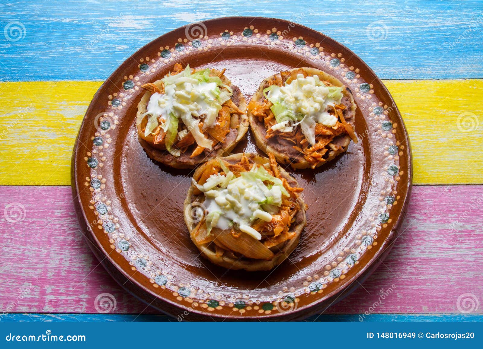 Sopes De Tinga Del Mexicano Imagen de archivo - Imagen de aperitivo ...