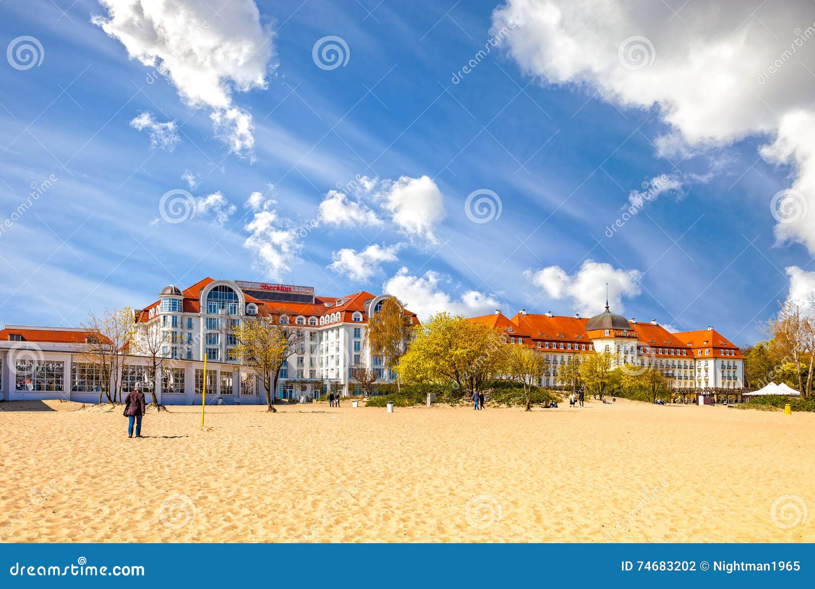 Sopot Baltic beach editorial photography. Image of famous - 74683202