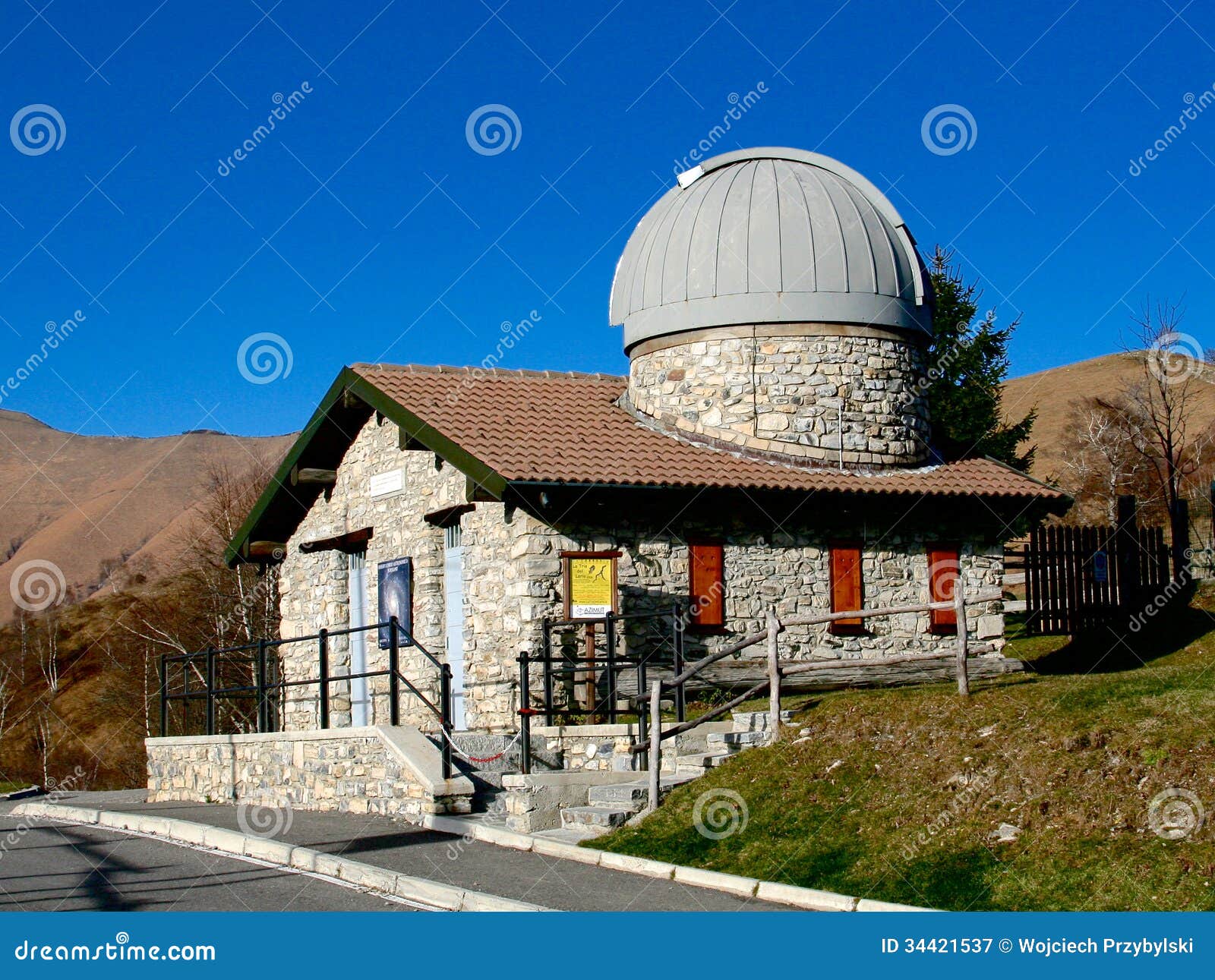 Astronomical Observatory Editorial Photo | CartoonDealer.com #51412843