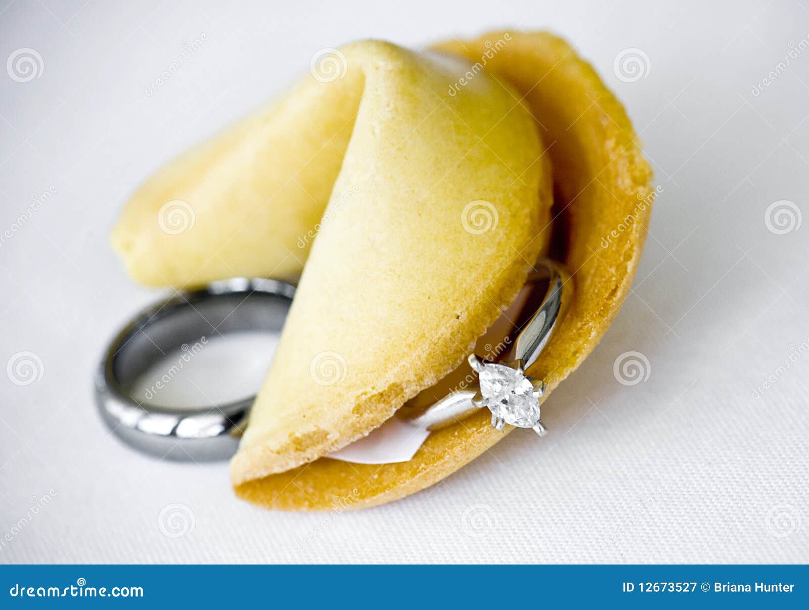 Sorpresa De La Galleta De Fortuna Imagen de archivo - Imagen de postre ...