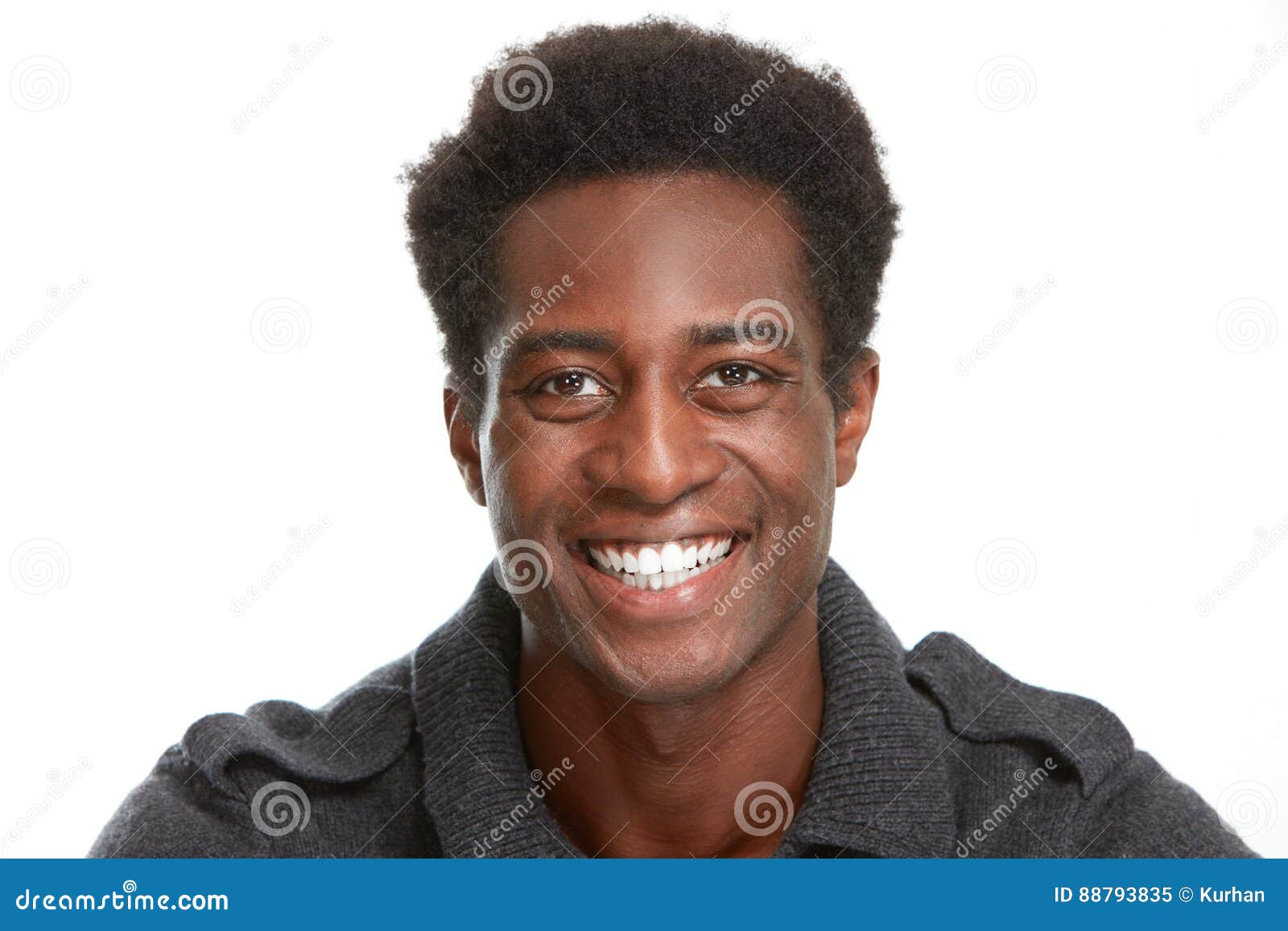 Sorriso Feliz Do Homem Negro Imagem de Stock - Imagem de lifestyle ... Sorriso Feliz Do Homem Negro Imagem de Stock - Imagem de lifestyle ...