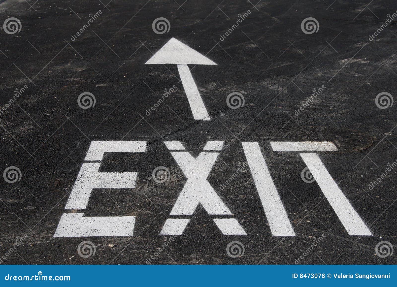 Sortie photo stock. Image du explication, route, noir - 8473078