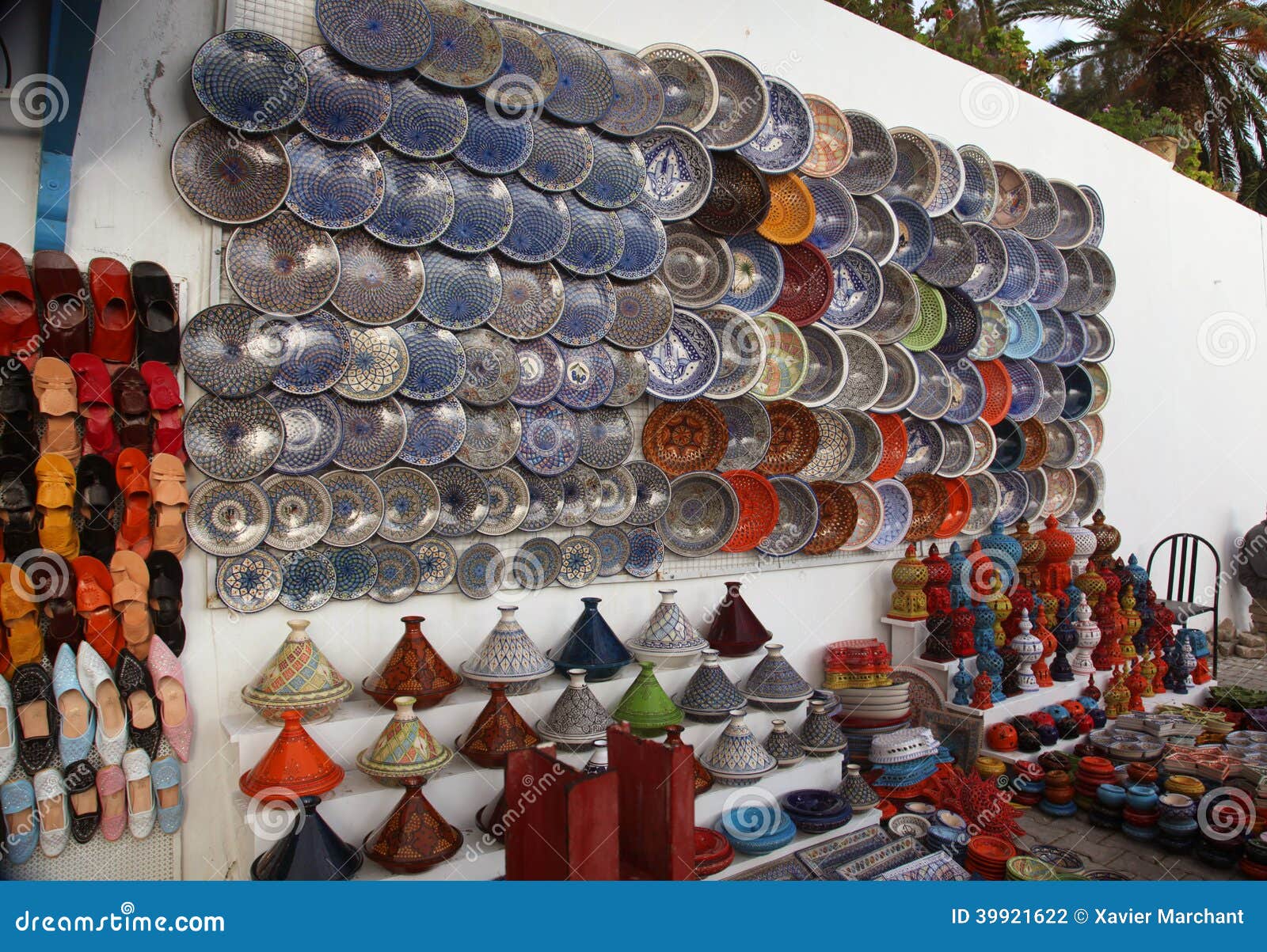 Souk market stock photo. Image of wall, handicrafts, shoes - 39921622