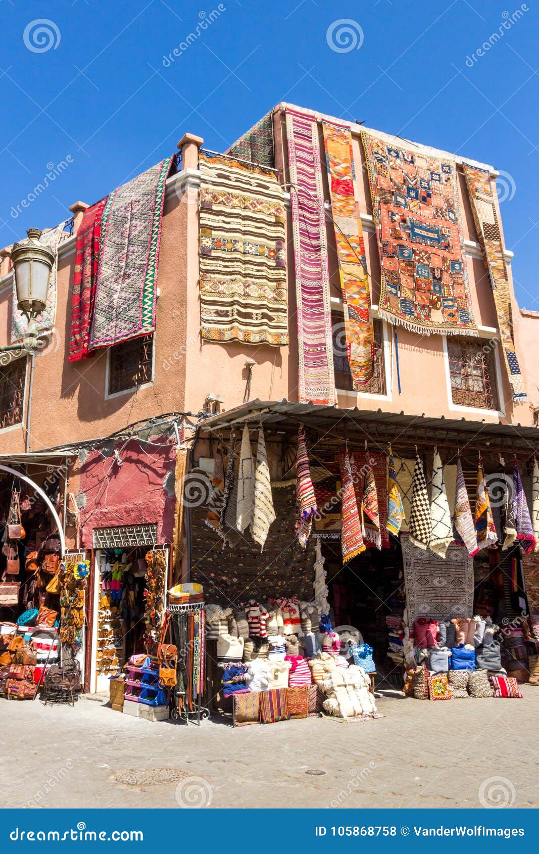 Souk Marocain Marrakech De Textile Photo stock éditorial - Image du ...