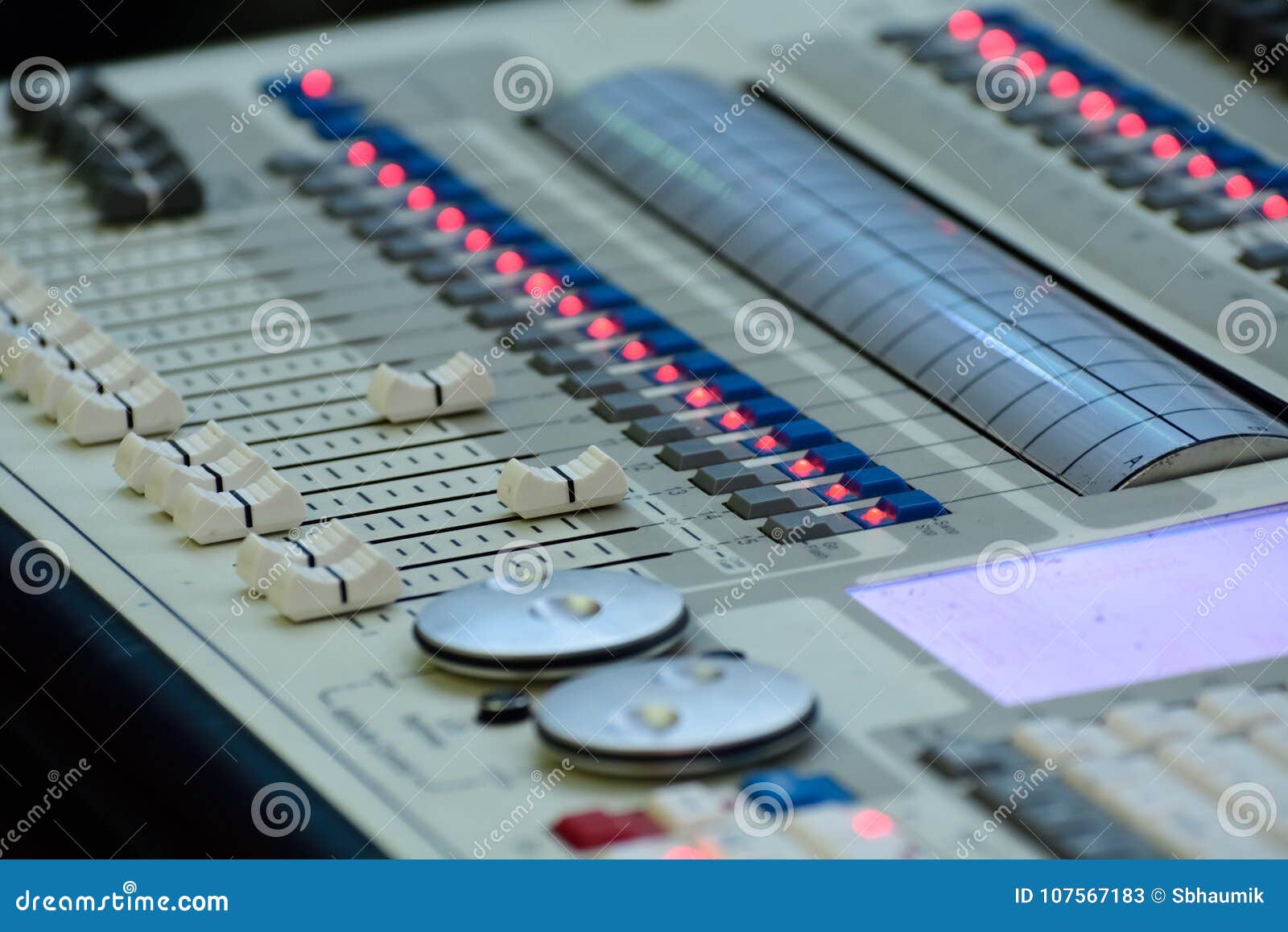 Sound equalizer in studio stock image. Image of noise - 107567183