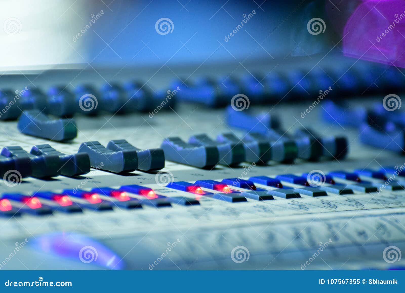 Sound equalizer in studio stock image. Image of engineering - 107567355
