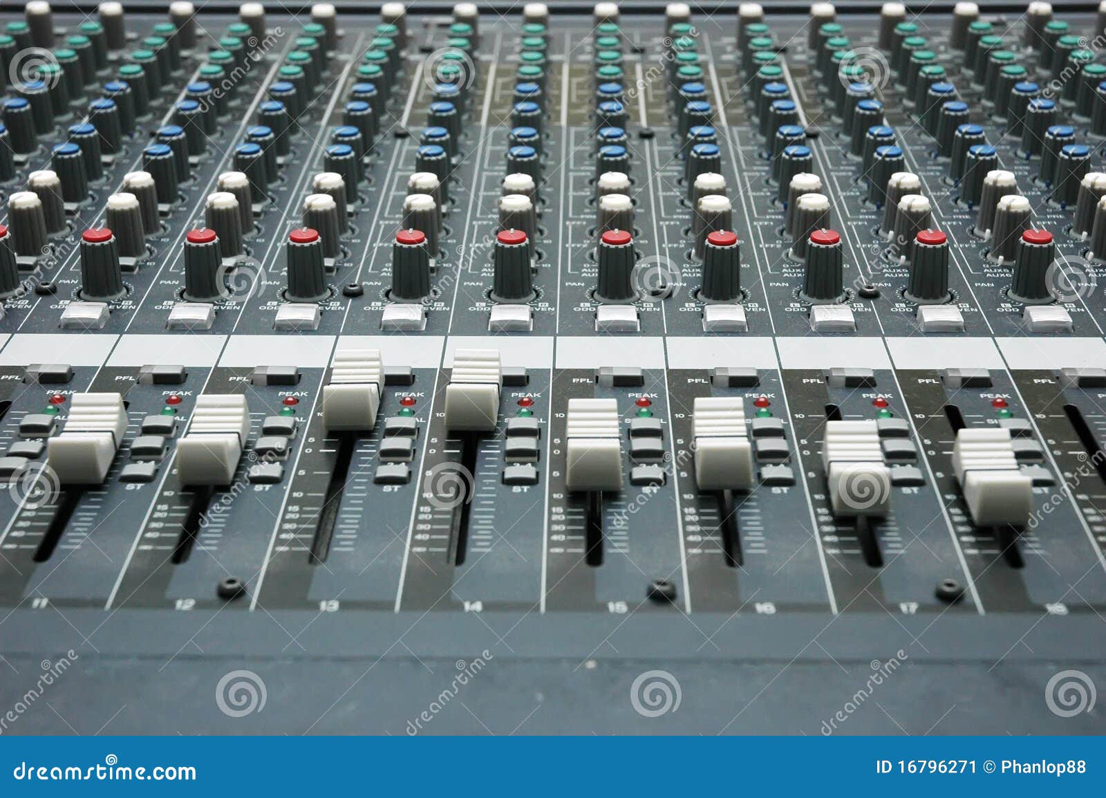 Sound mixer stock image. Image of frequency, play, button - 16796271