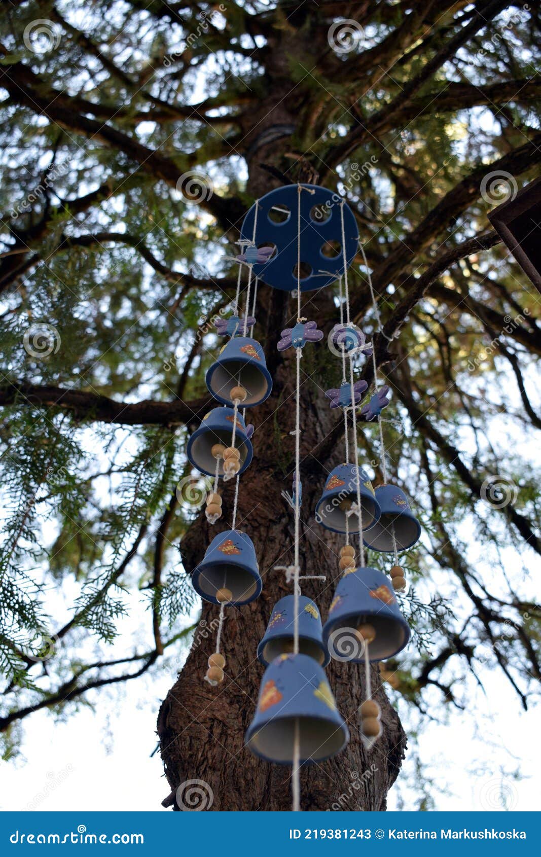 The Sound of the Wind on a Tree Stock Image - Image of park, garden ...