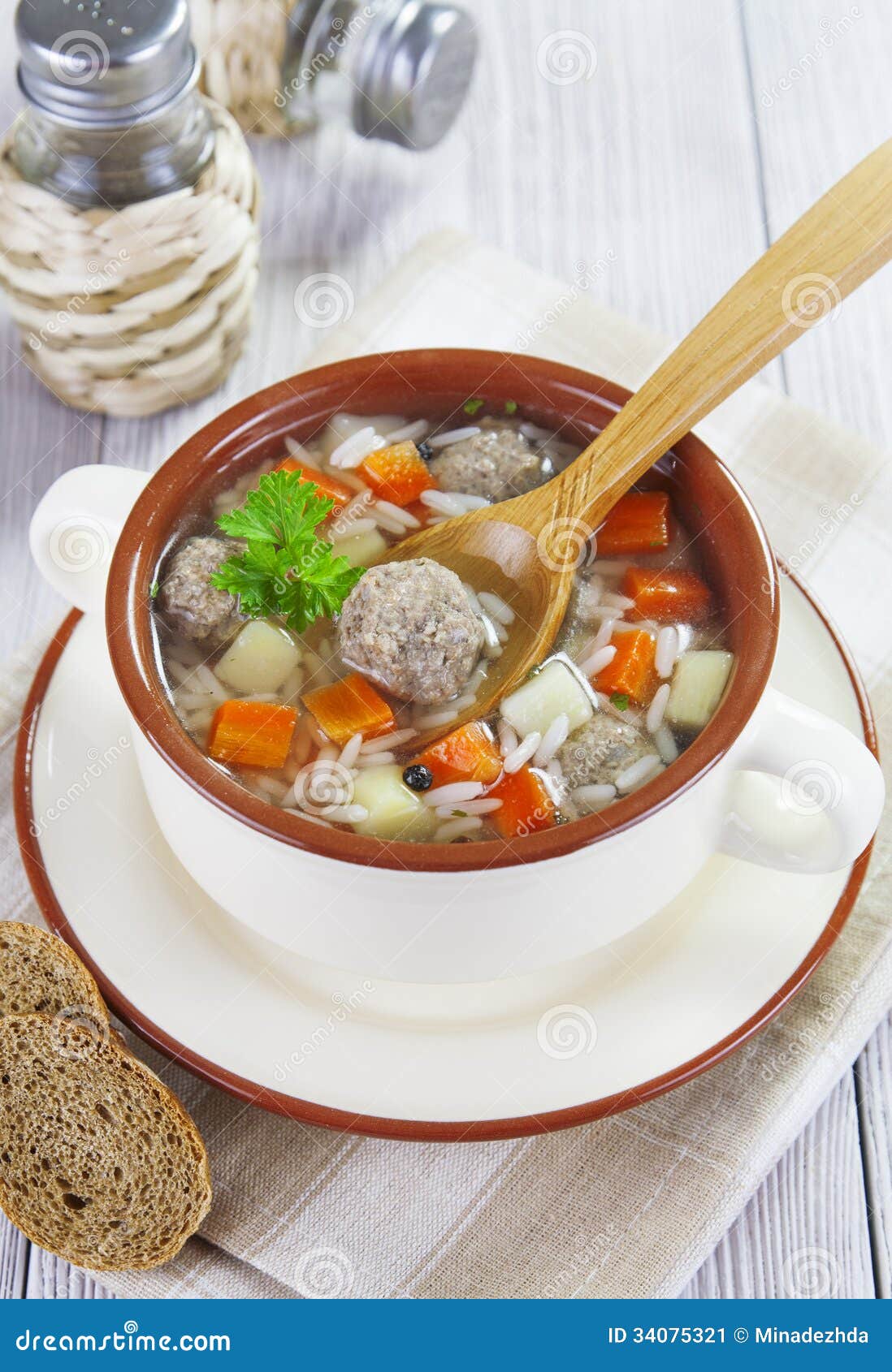 Soup with Meatballs and Rice Stock Image - Image of plate, meat: 34075321