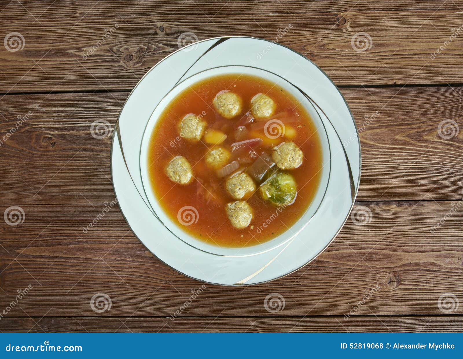 Soupe Souabe Avec Des Boulettes De Viande Photo stock - Image du avec ...