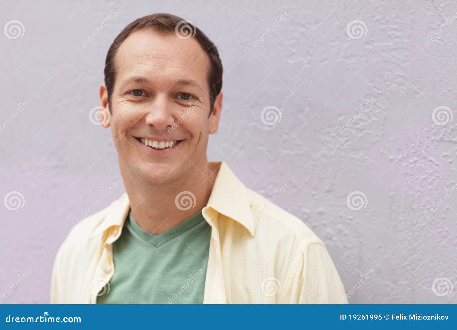 Sourire d'homme image stock. Image du expression, horizontal - 19261995