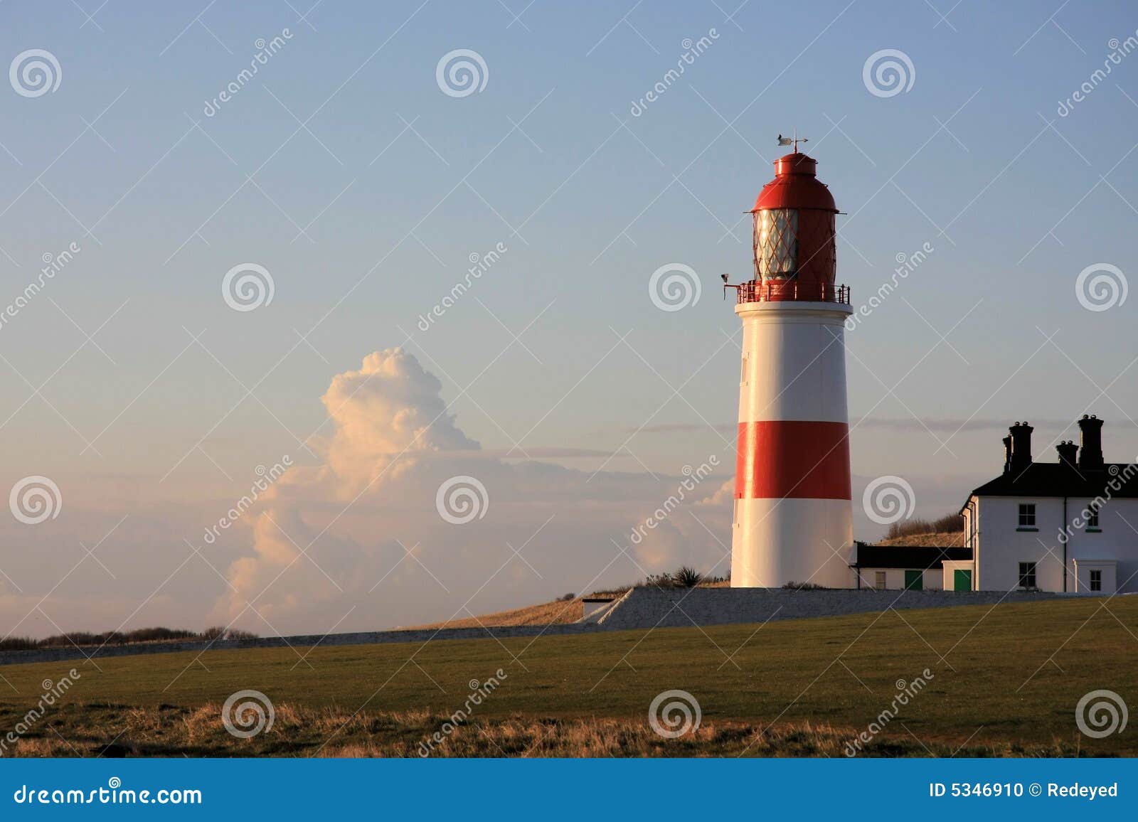 Souter Lighthouse & Cloud Stock Photo - Image of tourism, sunset: 5346910