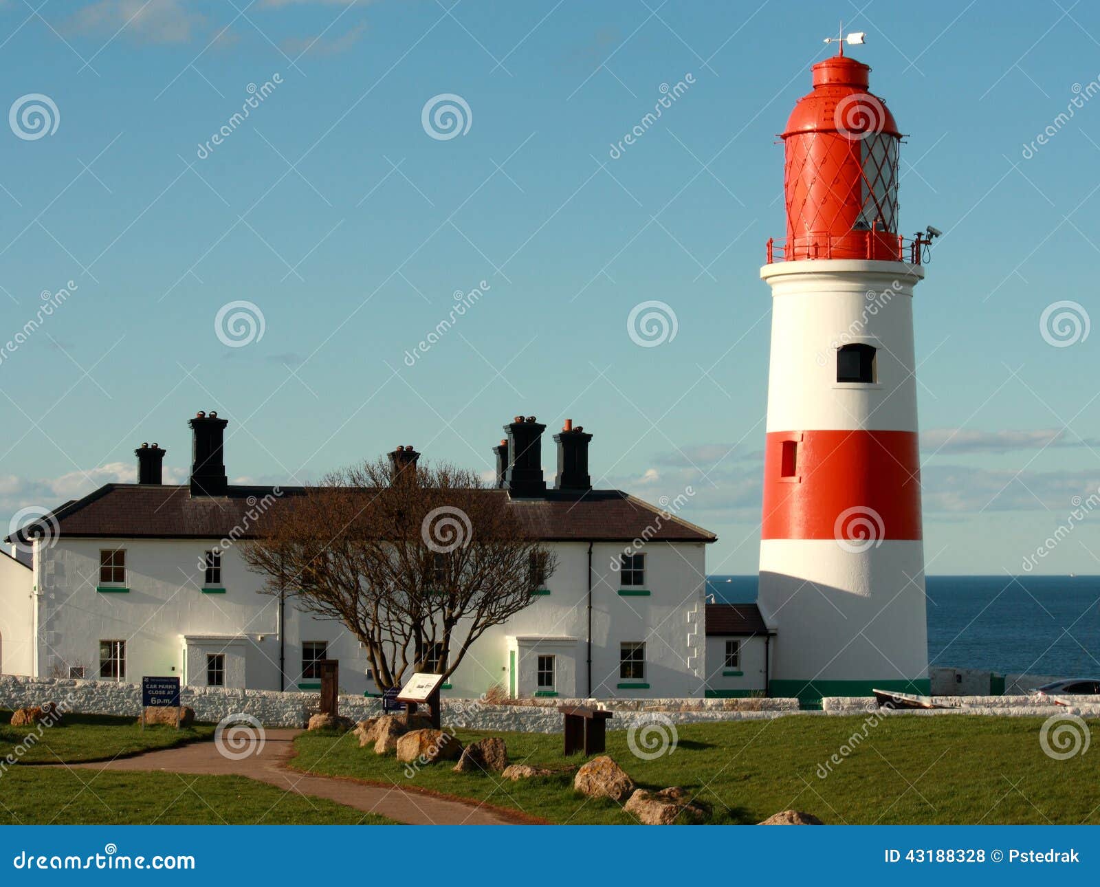 Souter Lighthouse in South Shields Stock Photo - Image of shipping ...