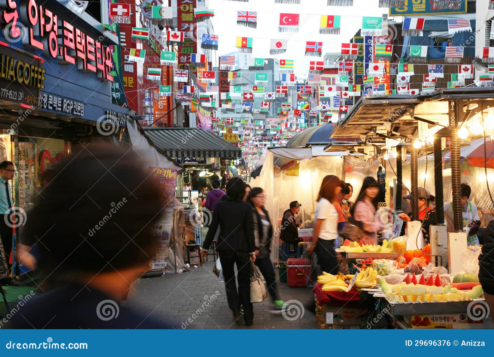 South Gate, Nam Dae Mun in Korean, Market Editorial Photo - Image of ...