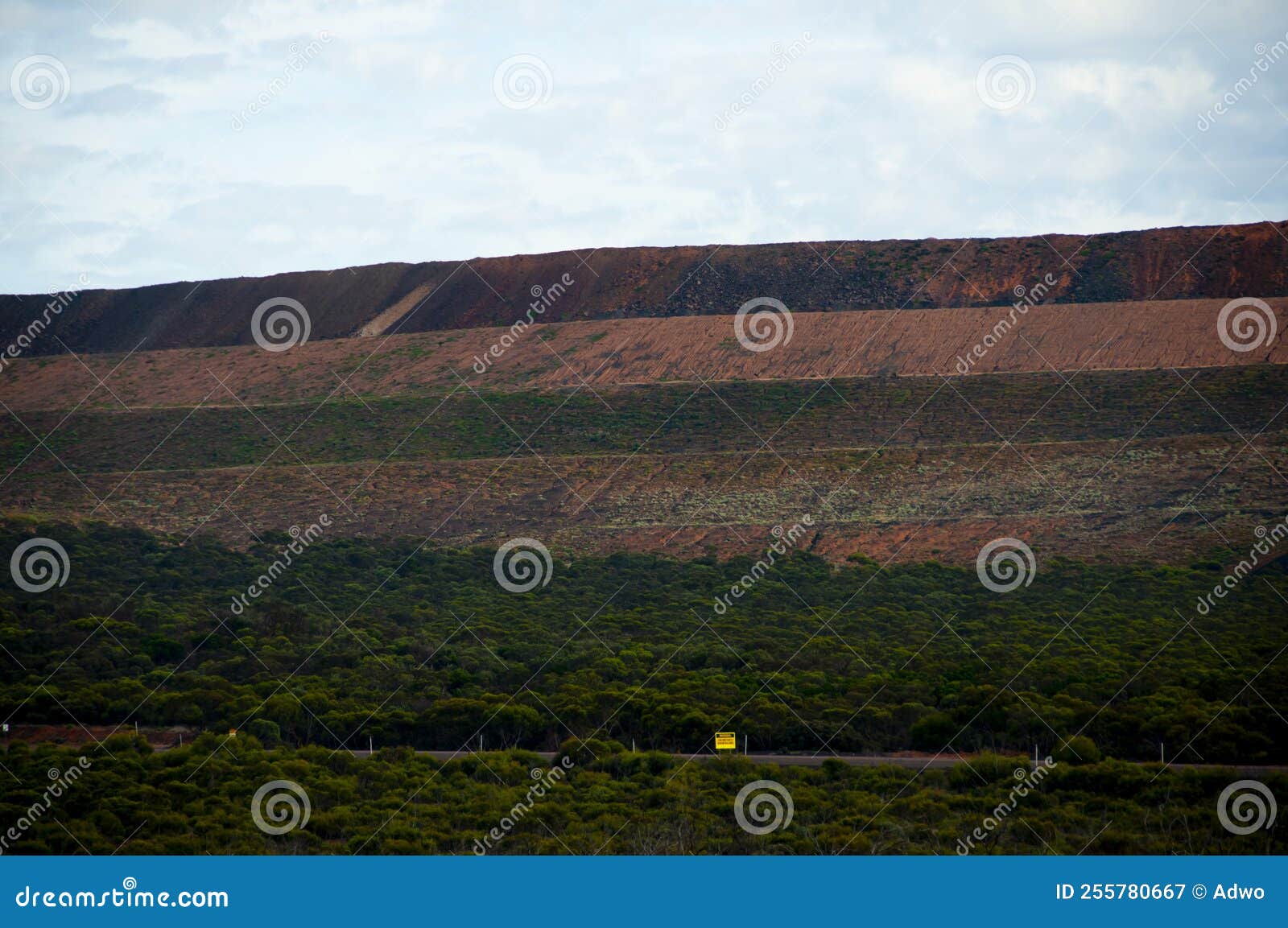 South Middleback Ranges Mine Stock Image - Image of rock, natural ...