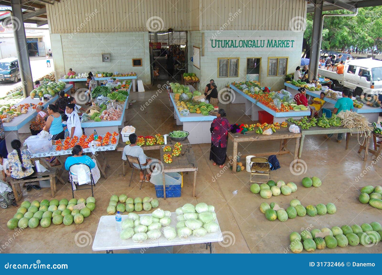 South Pacific Tonga market editorial photo. Image of price - 31732466