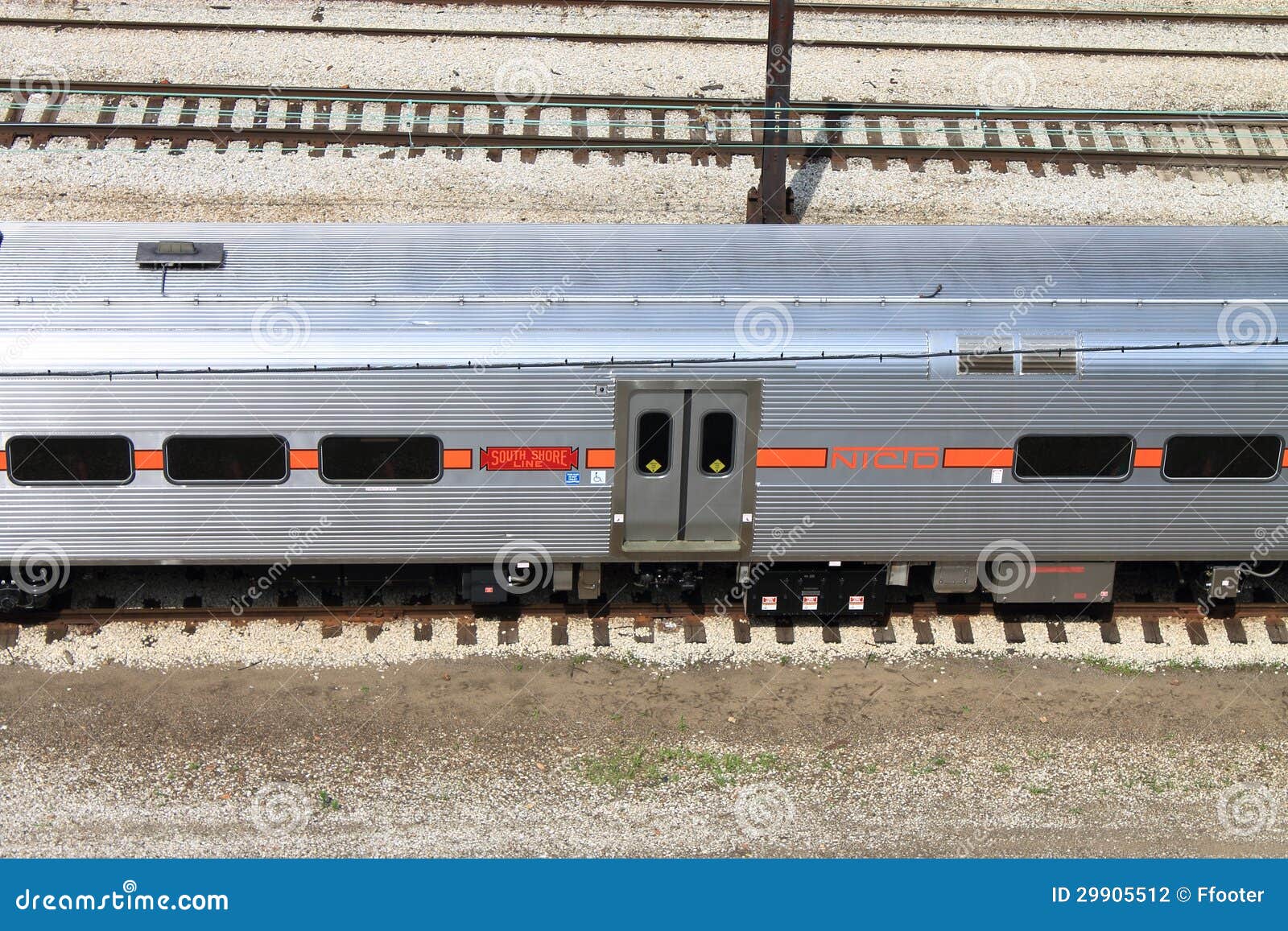 Chicago Train editorial photography. Image of railway - 29905512