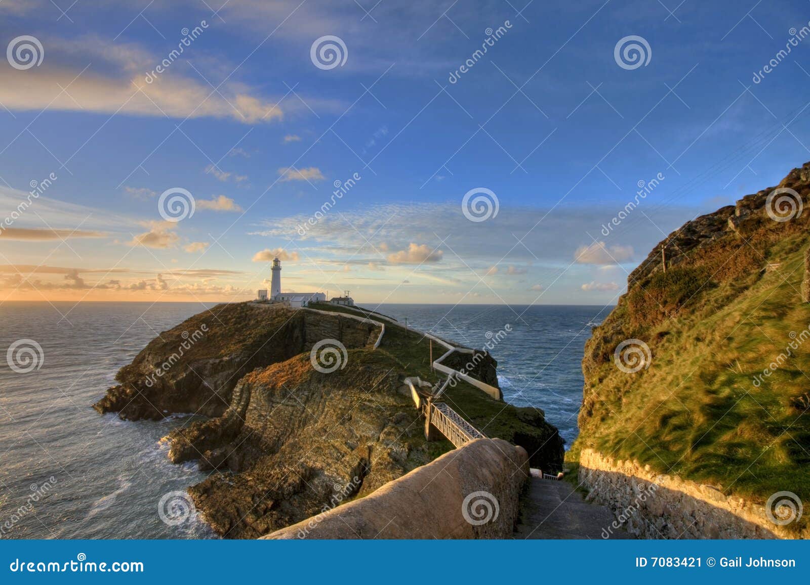 South Stack Lighthouse stock image. Image of sunset, island - 7083421