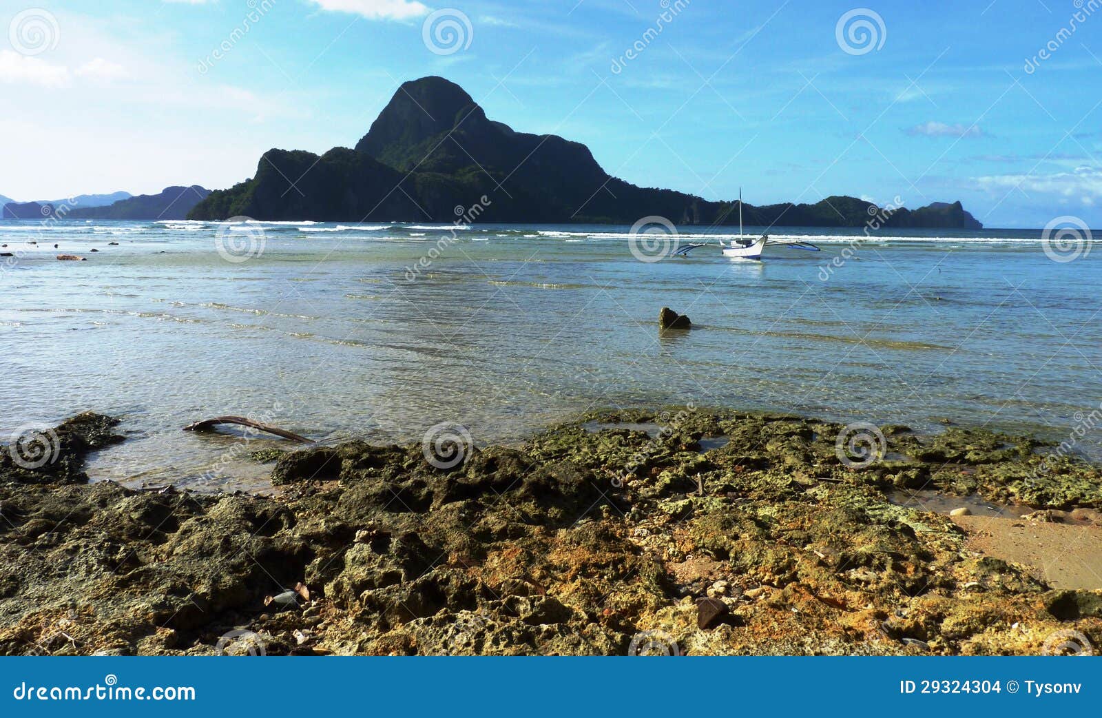 Southeast Asia Island Scenery Stock Photo - Image of hidden, islands ...