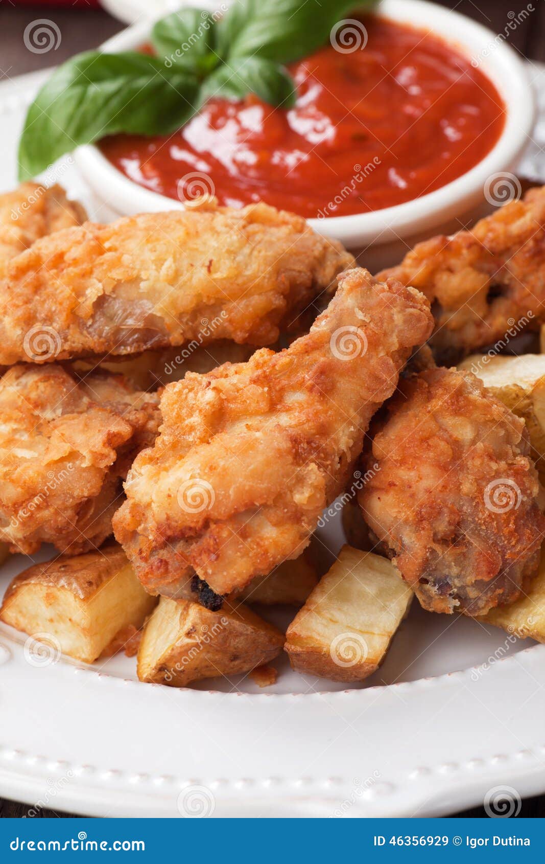 Southern Fried Chicken Wings Stock Image - Image of photograph, food ...