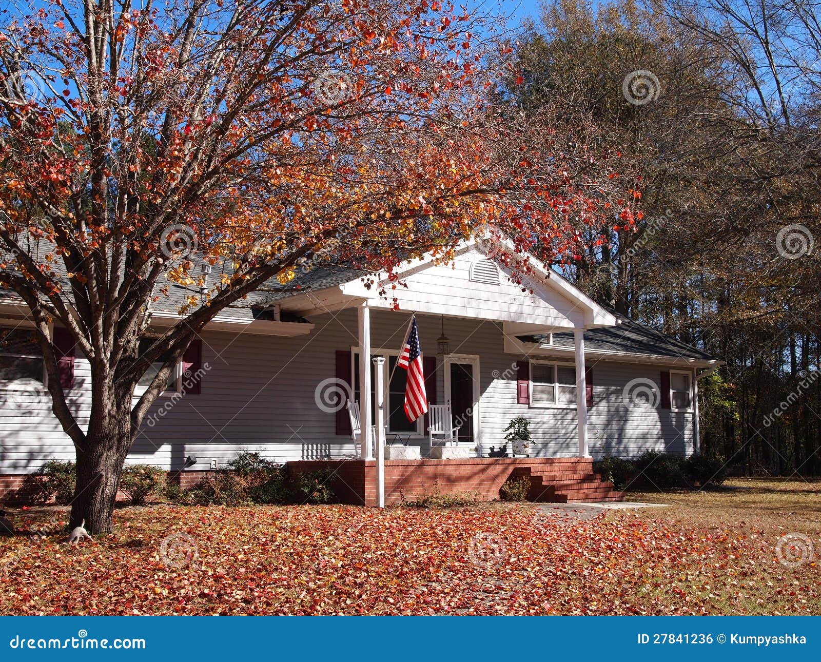 Southern House stock photo. Image of porch, north, leaves - 27841236
