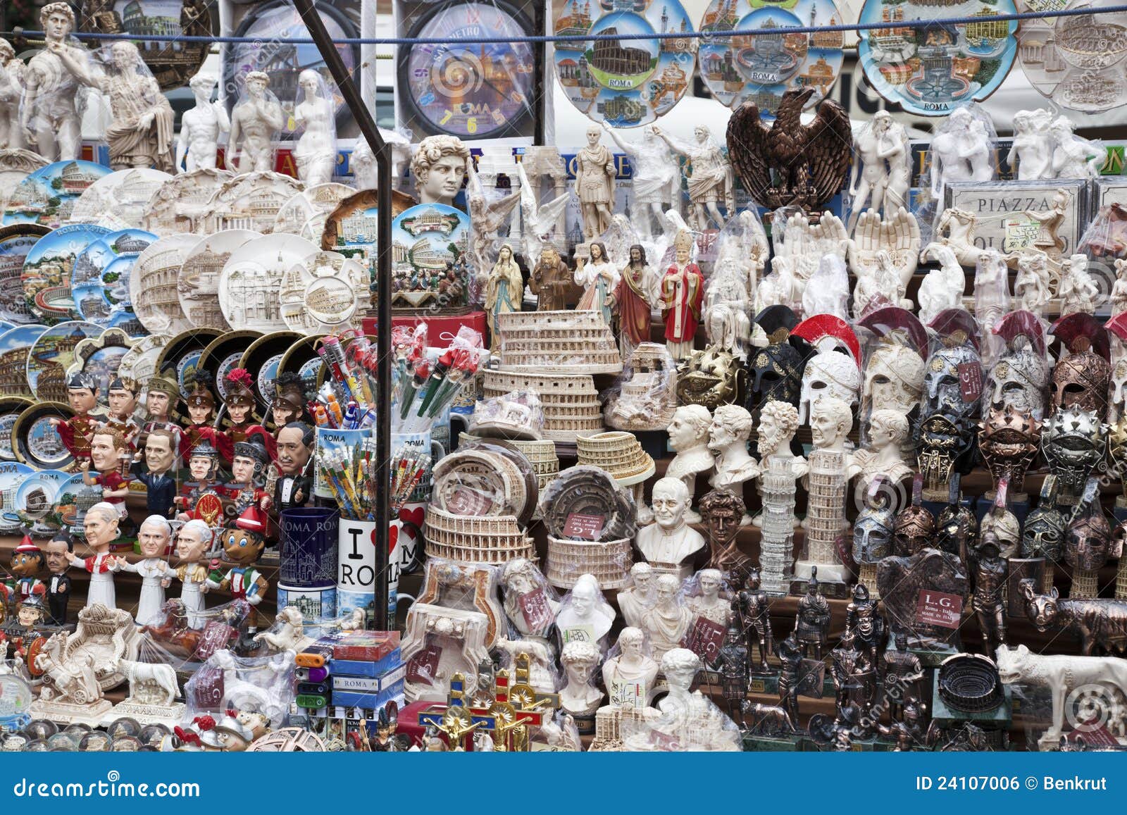 Souvenir stand editorial photo. Image of coloseo, stand - 24107006