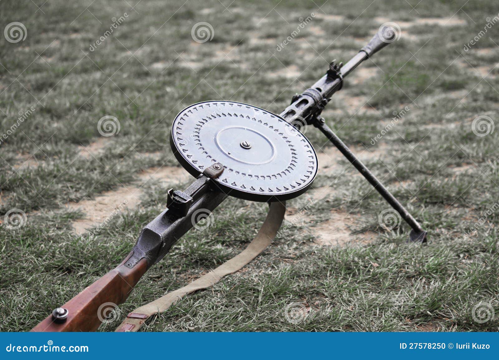 Soviet Machine Gun (Degtyaryov) Stock Photo - Image of battle, magazine ...