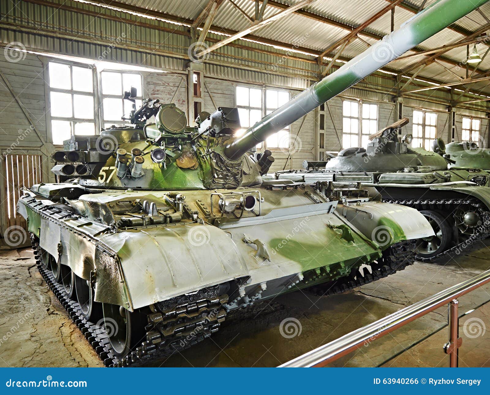 Soviet medium tank T-55AD editorial photo. Image of destroyer - 63940266