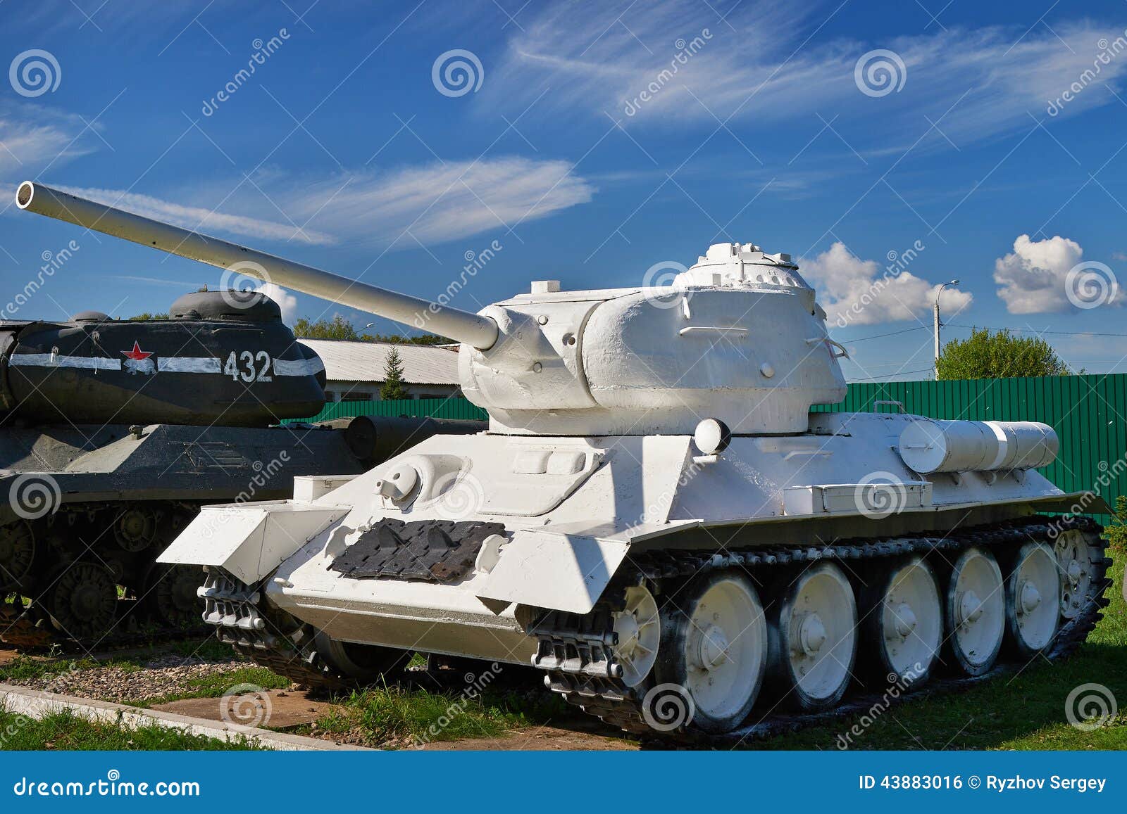 Soviet medium tank T-34-85 stock photo. Image of murderer - 43883016
