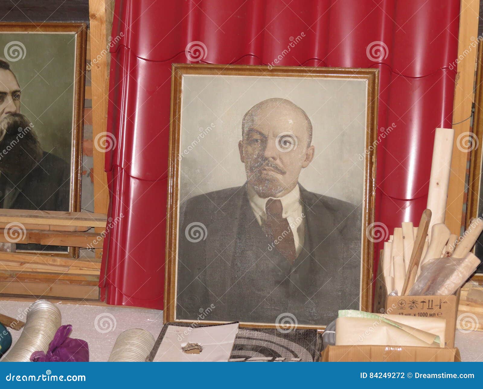 Soviet portrait of Lenin editorial photography. Image of portrait ...