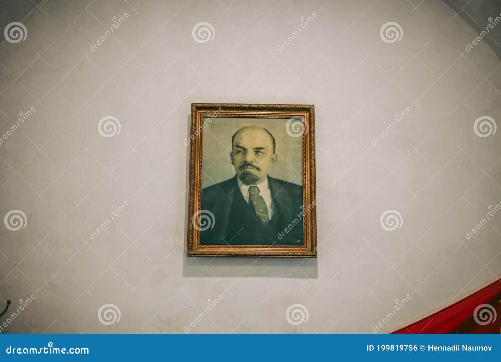 Soviet Portrait of Lenin on the Wall Editorial Photo - Image of history ...