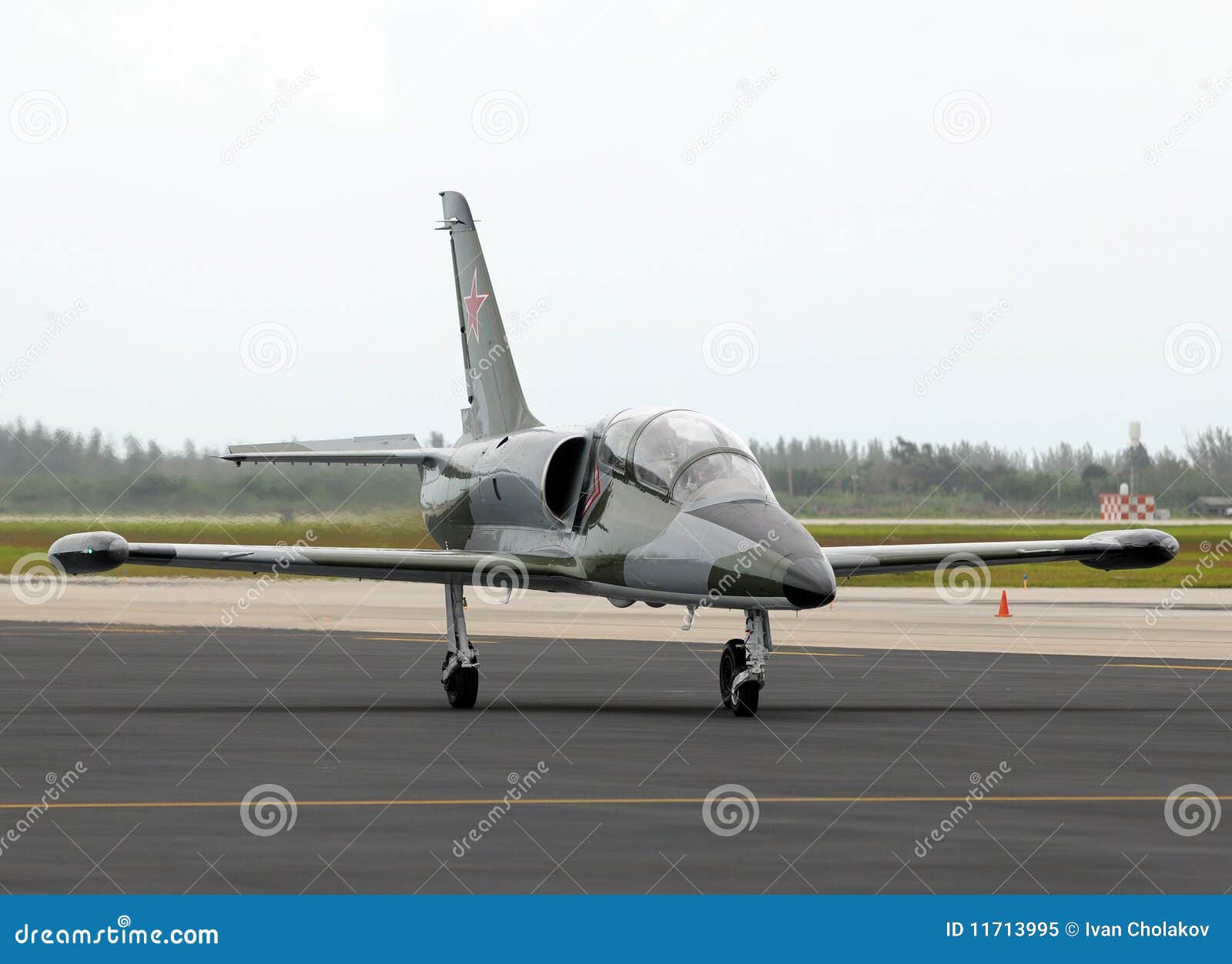 Soviet training jet stock image. Image of aviation, plane - 11713995