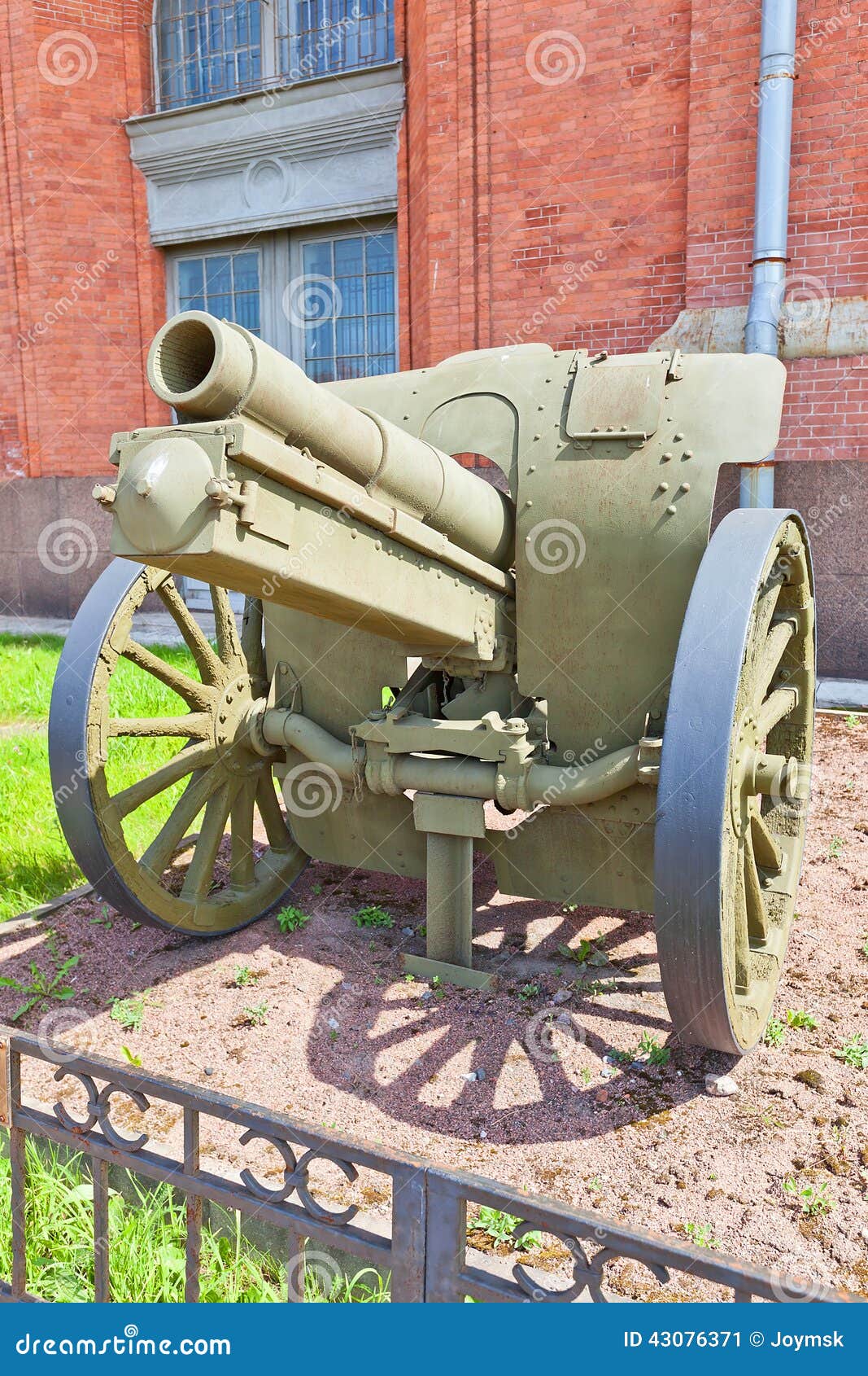 Soviete Obus M1909/37 Do Campo De 122 Milímetros Imagem de Stock ...