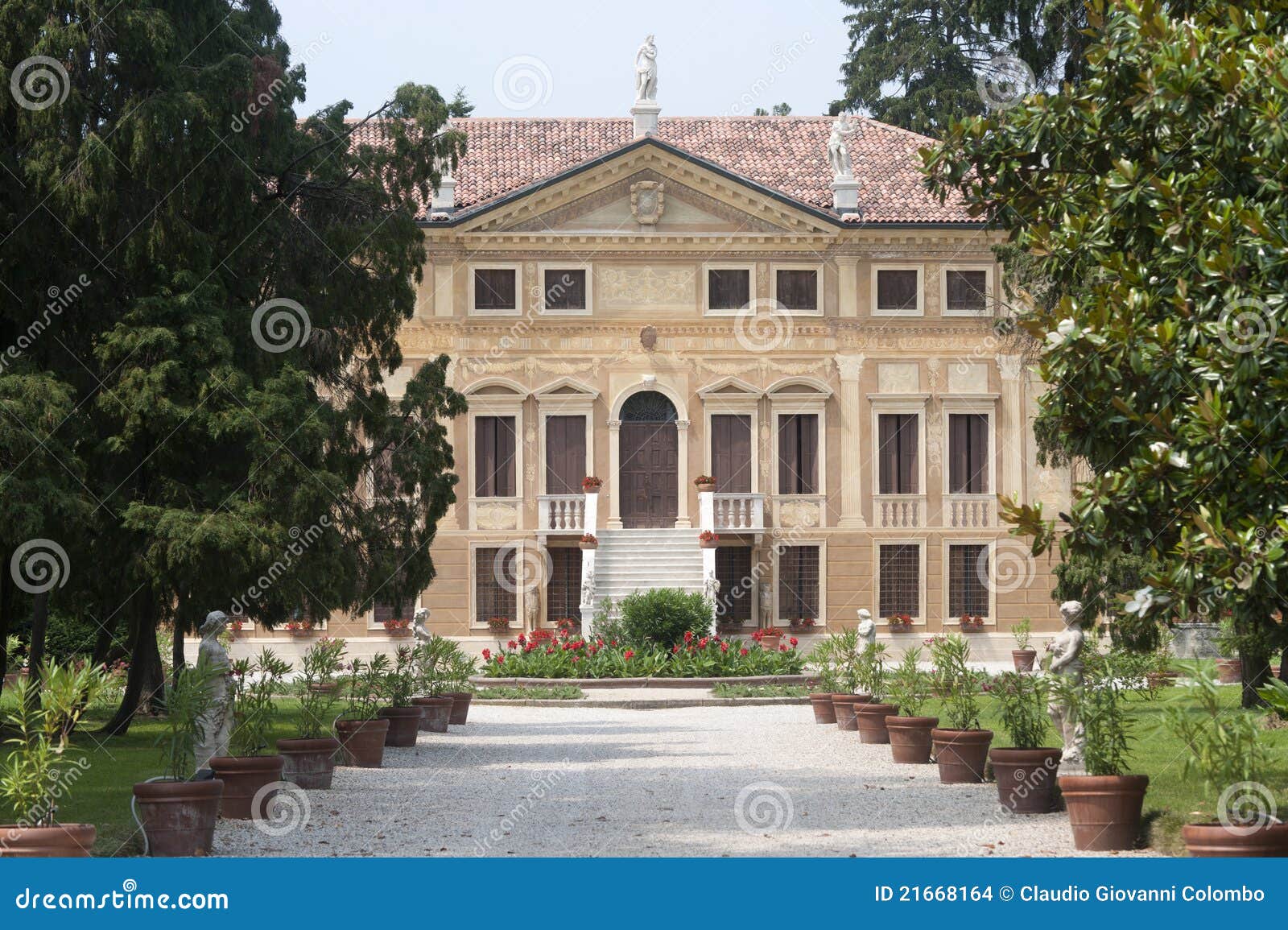 Sovizzo (Vicenza, Veneto, Italy), Villa Curti Stock Photo - Image of ...