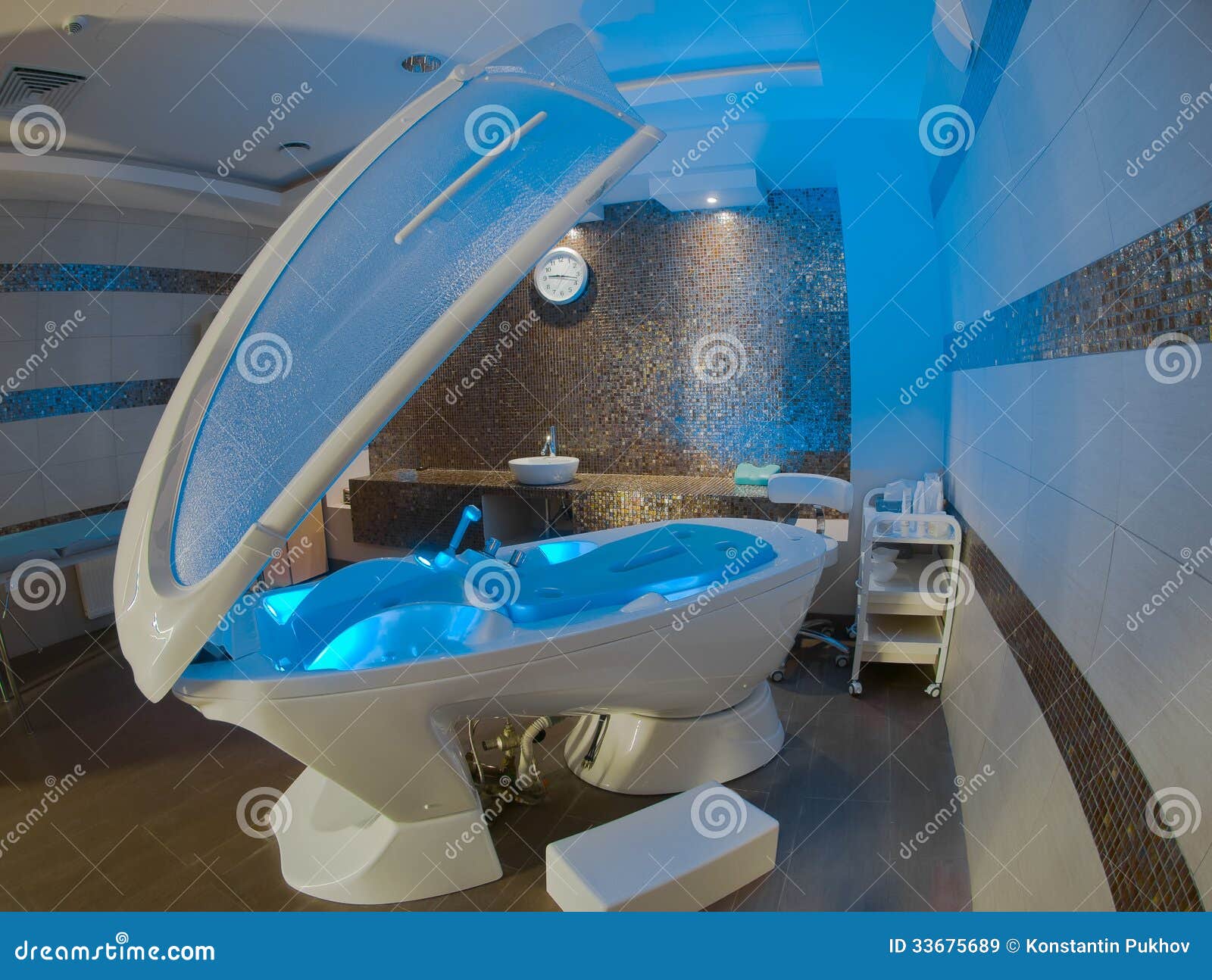 SPA capsule stock image. Image of beauty, treatment, physicotherapy ...