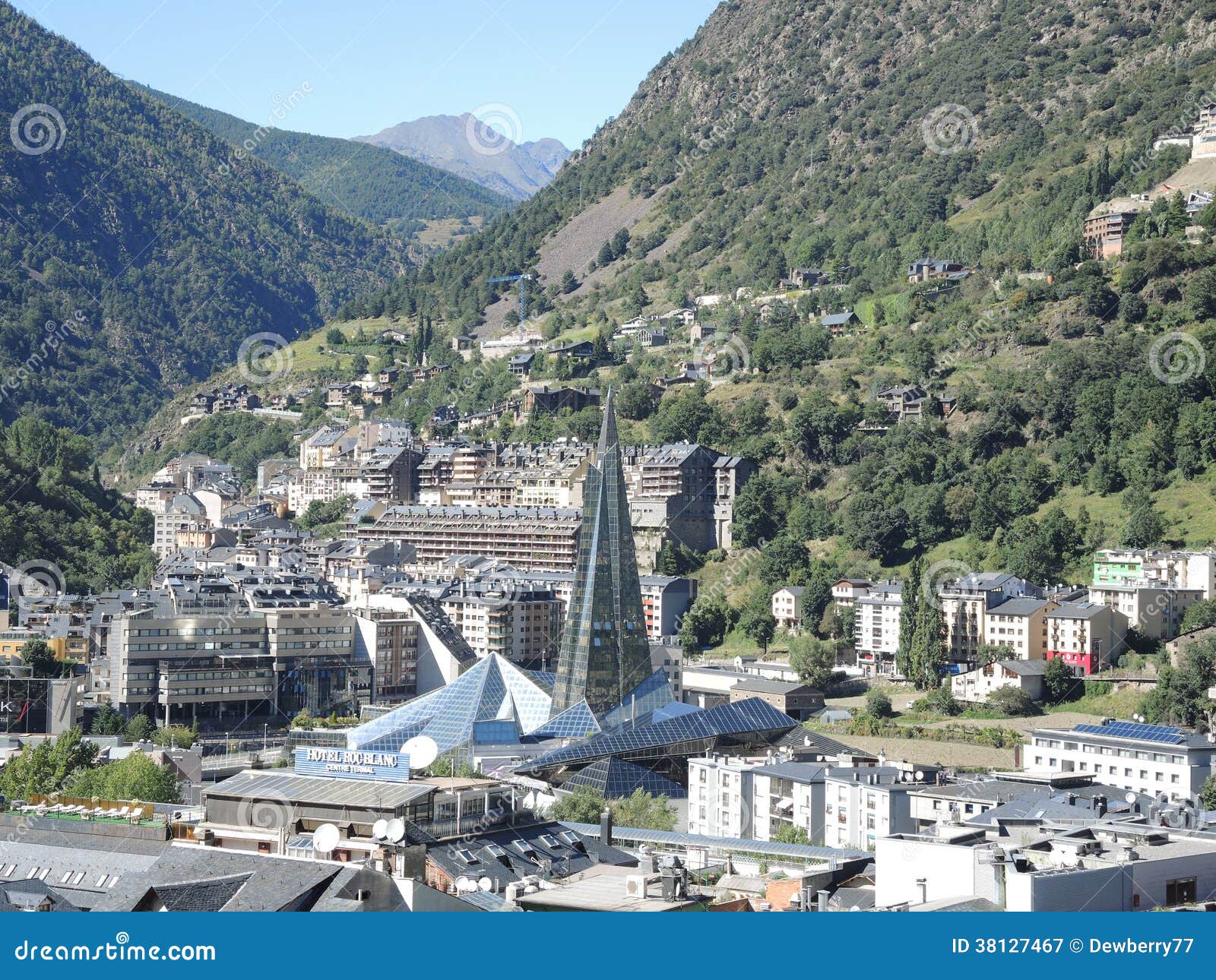 Spa center Caldea editorial photography. Image of engordany - 38127467