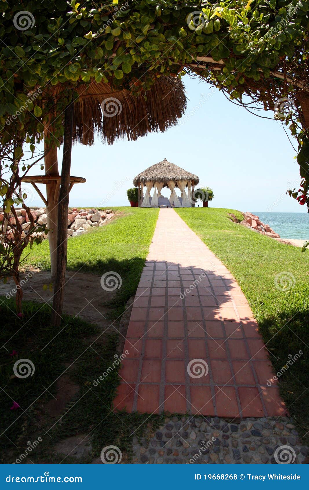 Spa hut overlooking ocean stock photo. Image of concept - 19668268