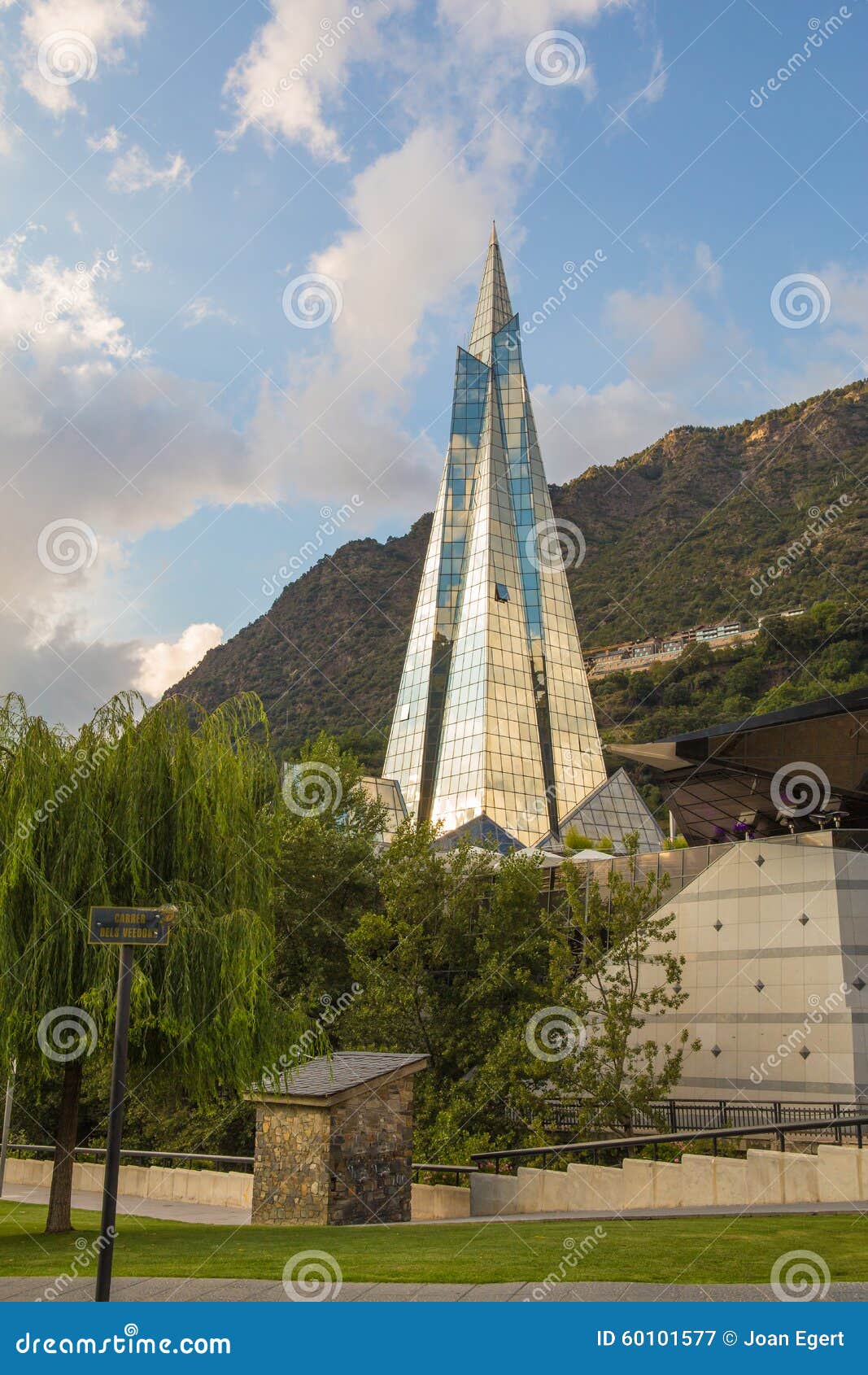 Spa Resort Andorra De Caldea Imagem de Stock - Imagem de espelho ...